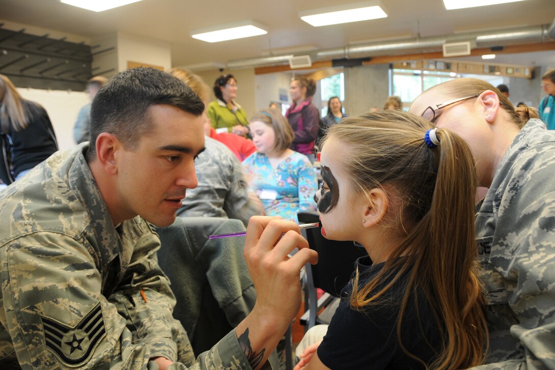 ‘Northern Lights of Freedom’ help local charity