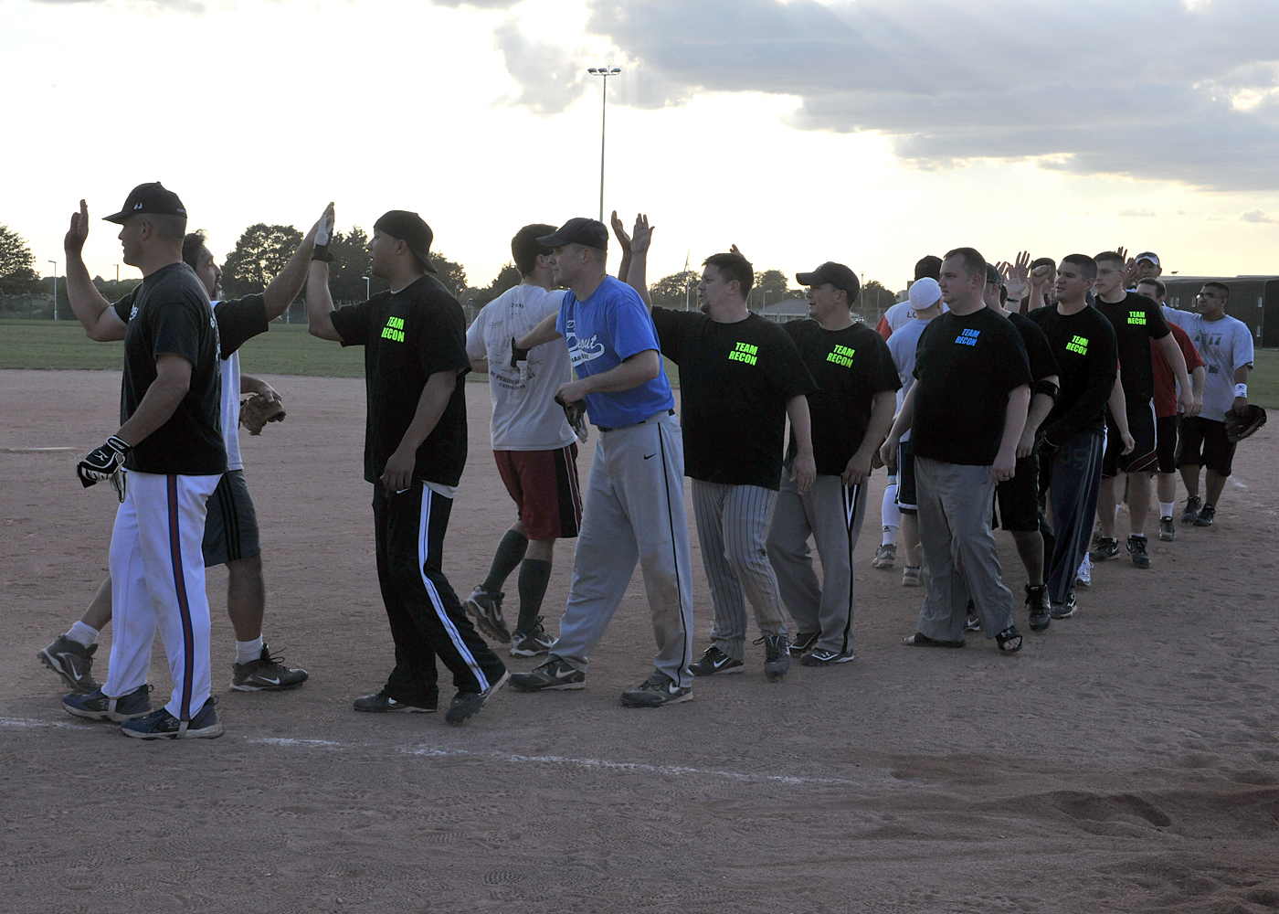 488th IS/95th RS take intramural softball championship title > Royal ...