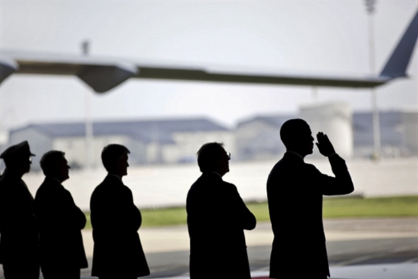 Obama, Military Leaders Pay Respects during dignified transfer > 315th ...
