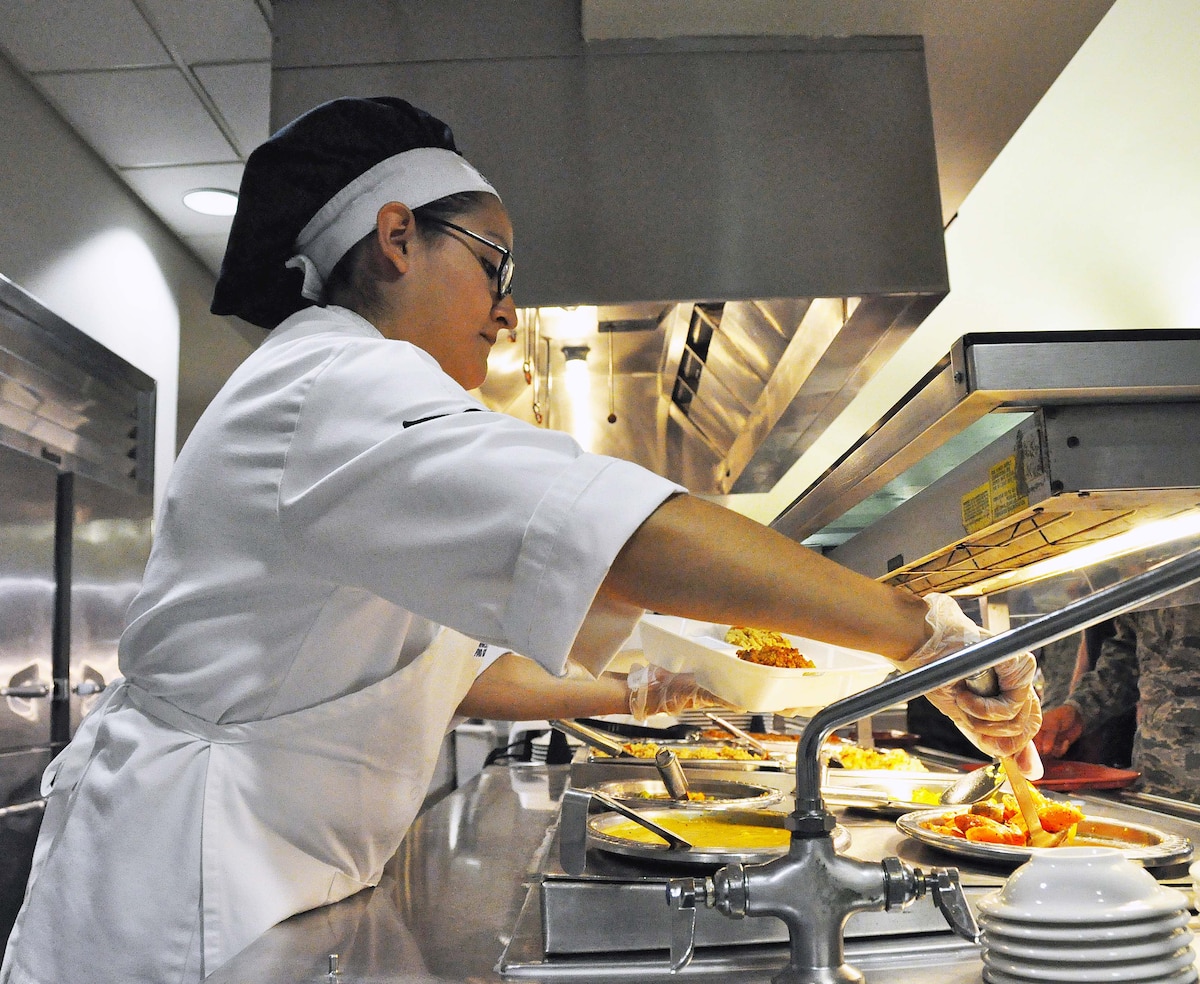 Services officials 'refresh' dining menus > Air Force's Personnel ...