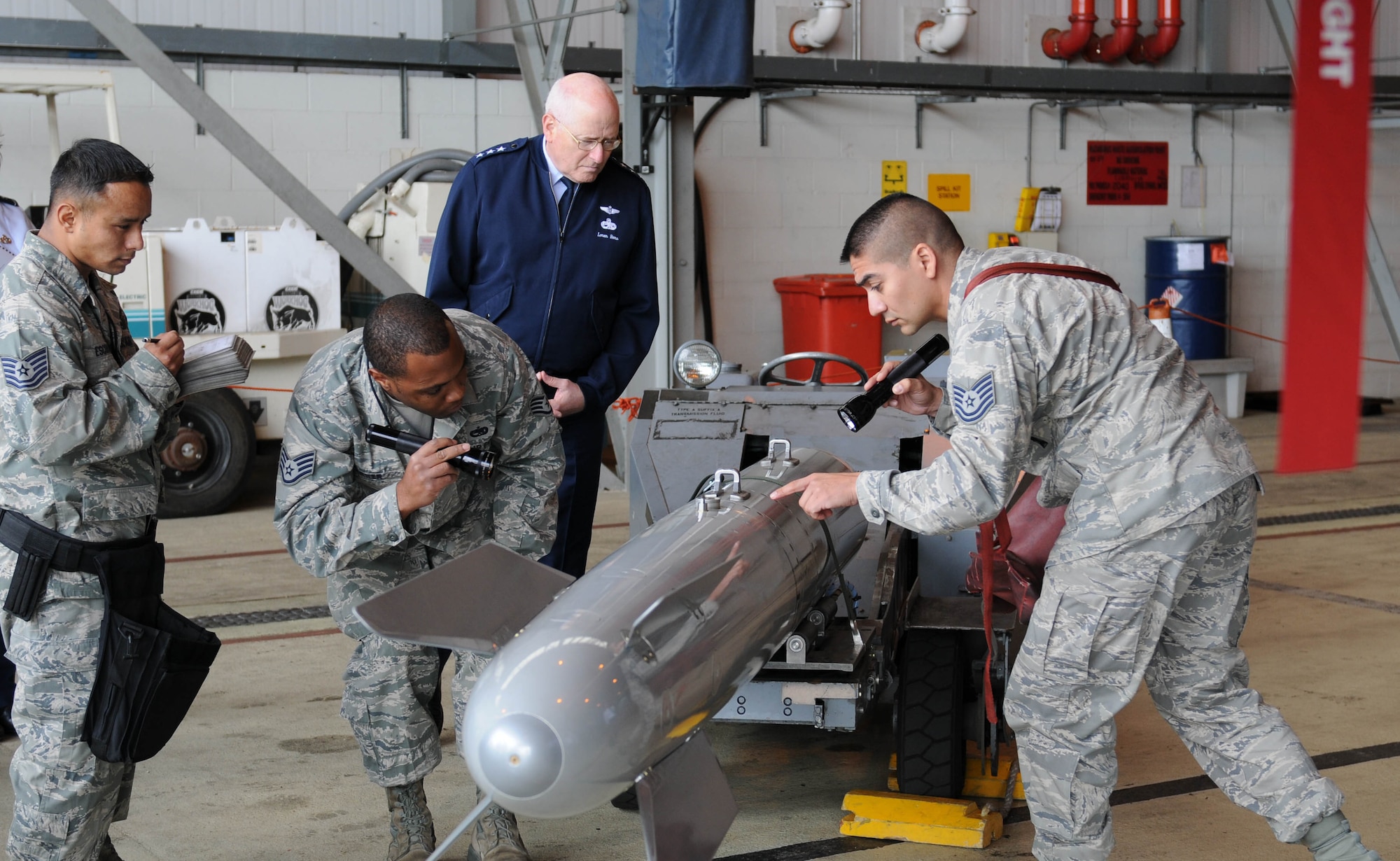 Honorable Yonkers visits RAF Lakenheath > Royal Air Force Lakenheath ...