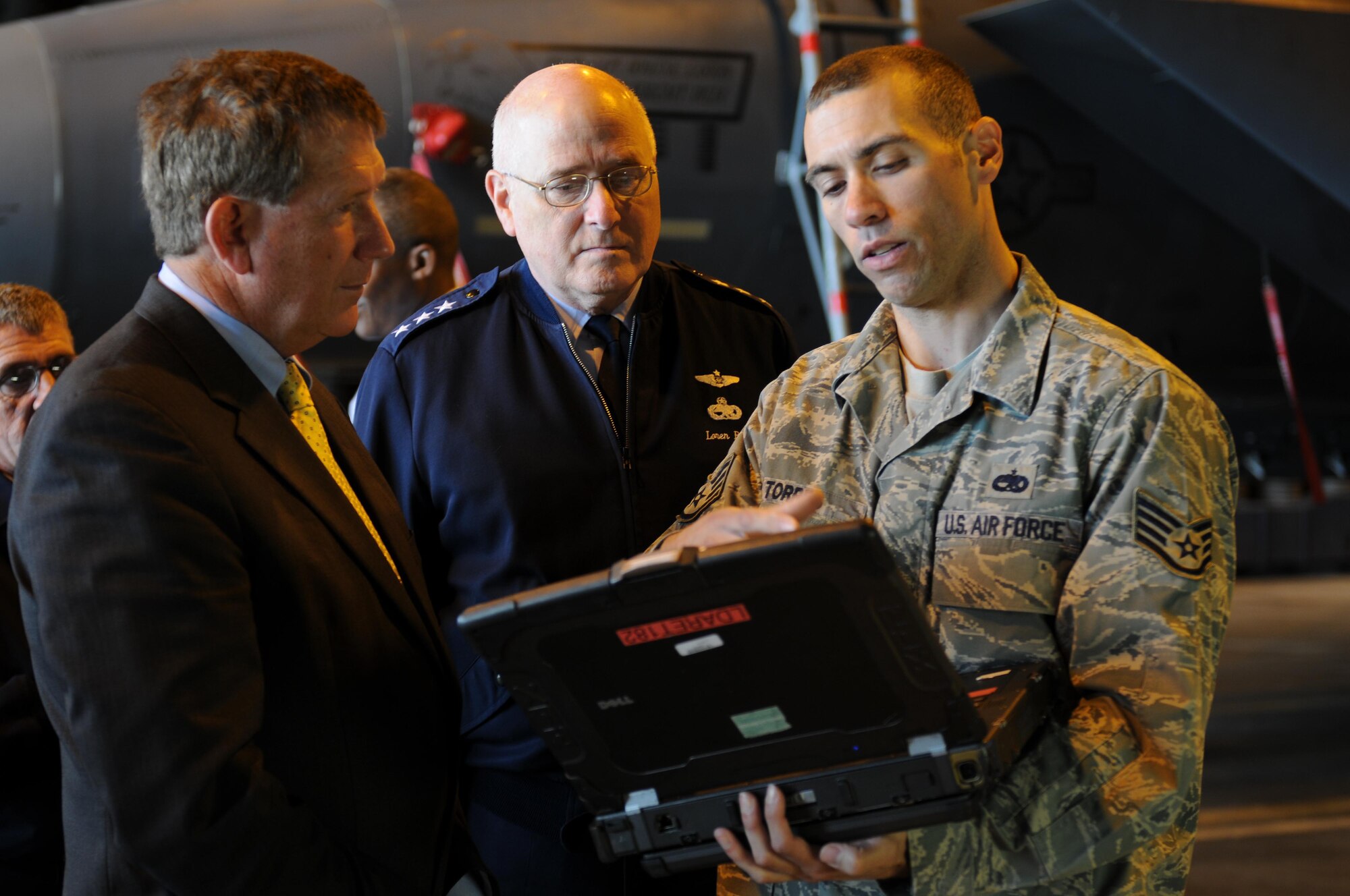 Honorable Yonkers visits RAF Lakenheath > Royal Air Force Lakenheath ...