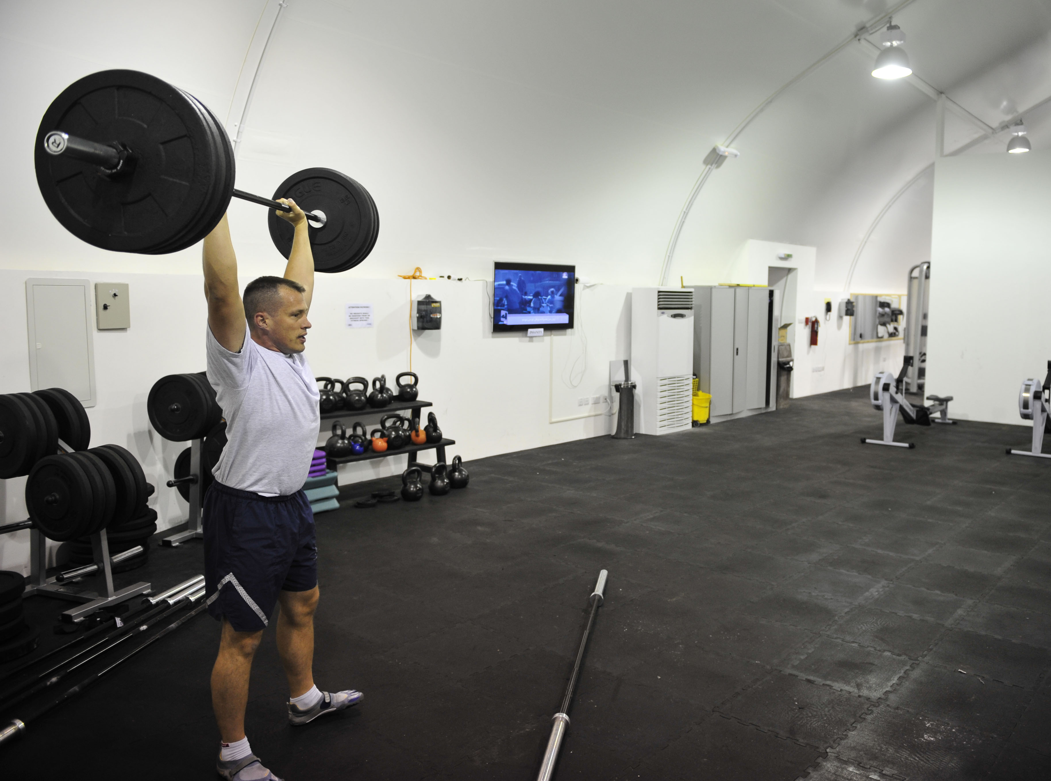 New fitness tent expands workout options for deployed Airmen, Soldiers ...