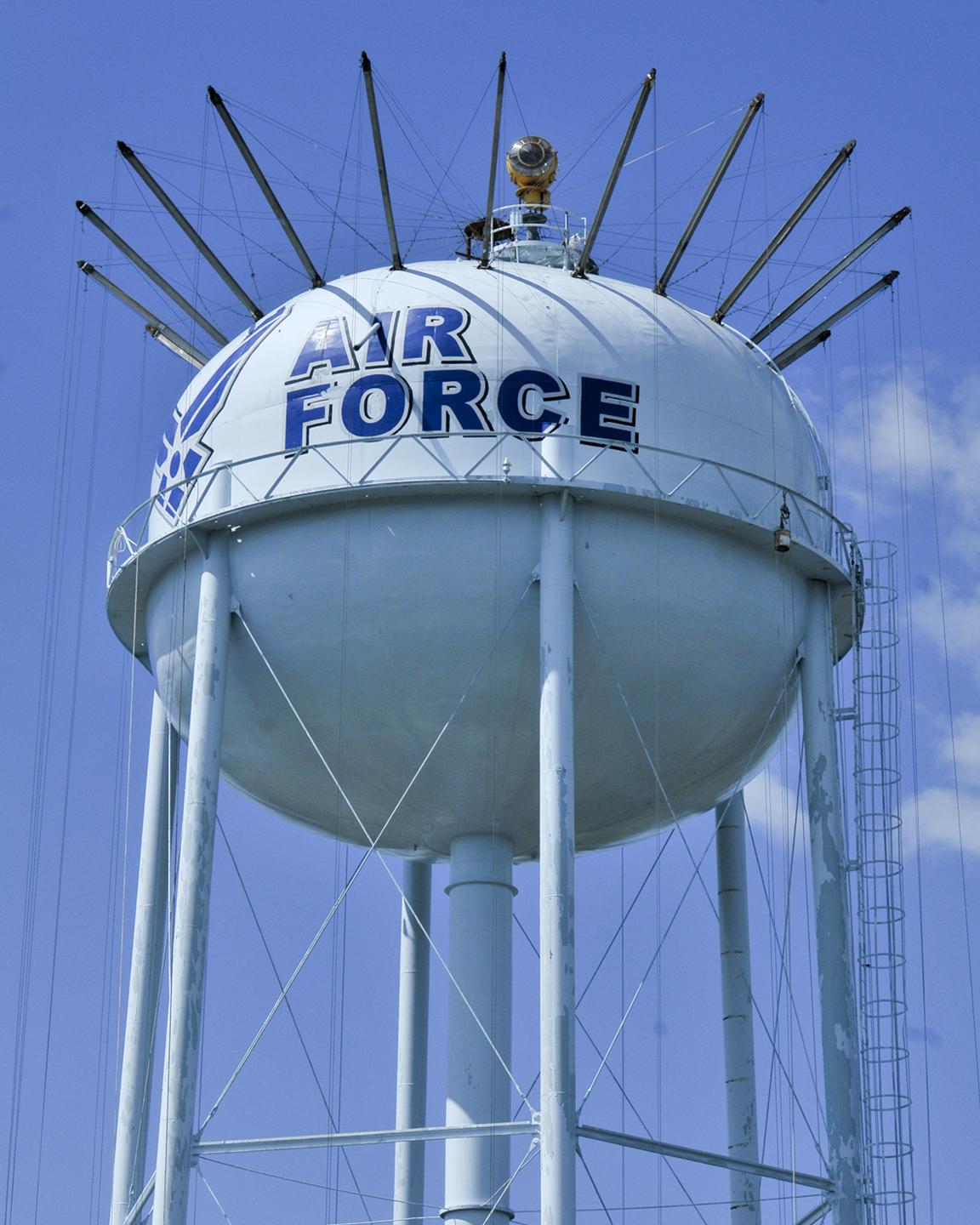 Base water tower sports a new do > Youngstown Air Reserve Station ...