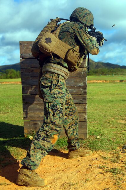 Snipers and PSD face-off on the shooting range > United States Marine ...