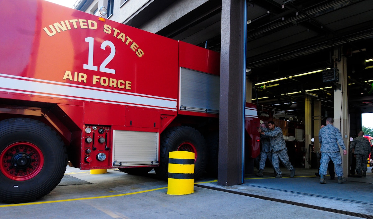 Fire trucks retire after 20 years of service > U.S. Air Forces in ...