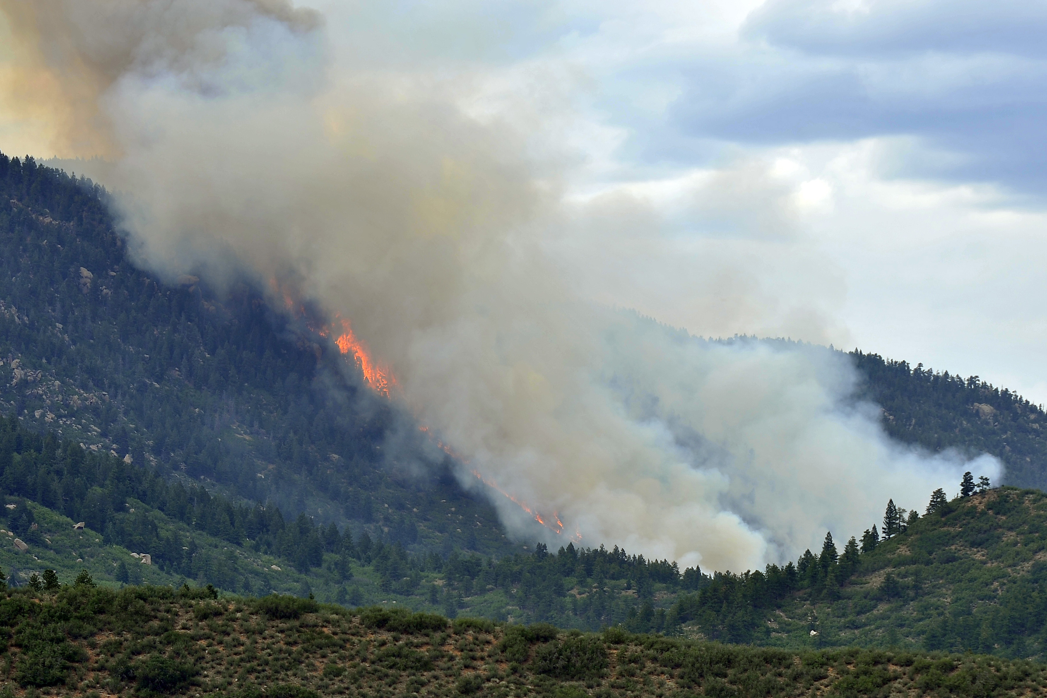 Academy responders assist with Beaver Creek Fire > United States Air ...