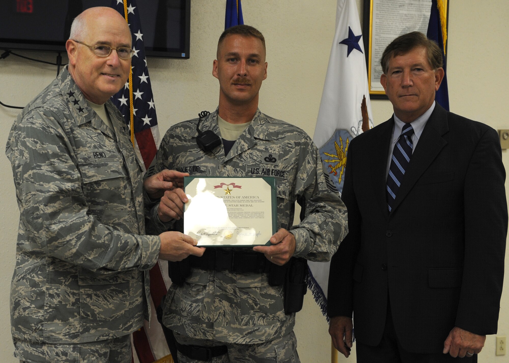Dyess Airman awarded Bronze Star Medal > Air Combat Command > Display