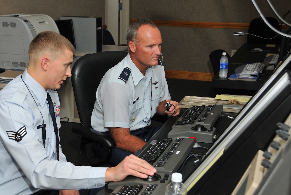 Commander shadows 325th OSS Airman > Tyndall Air Force Base > Article ...