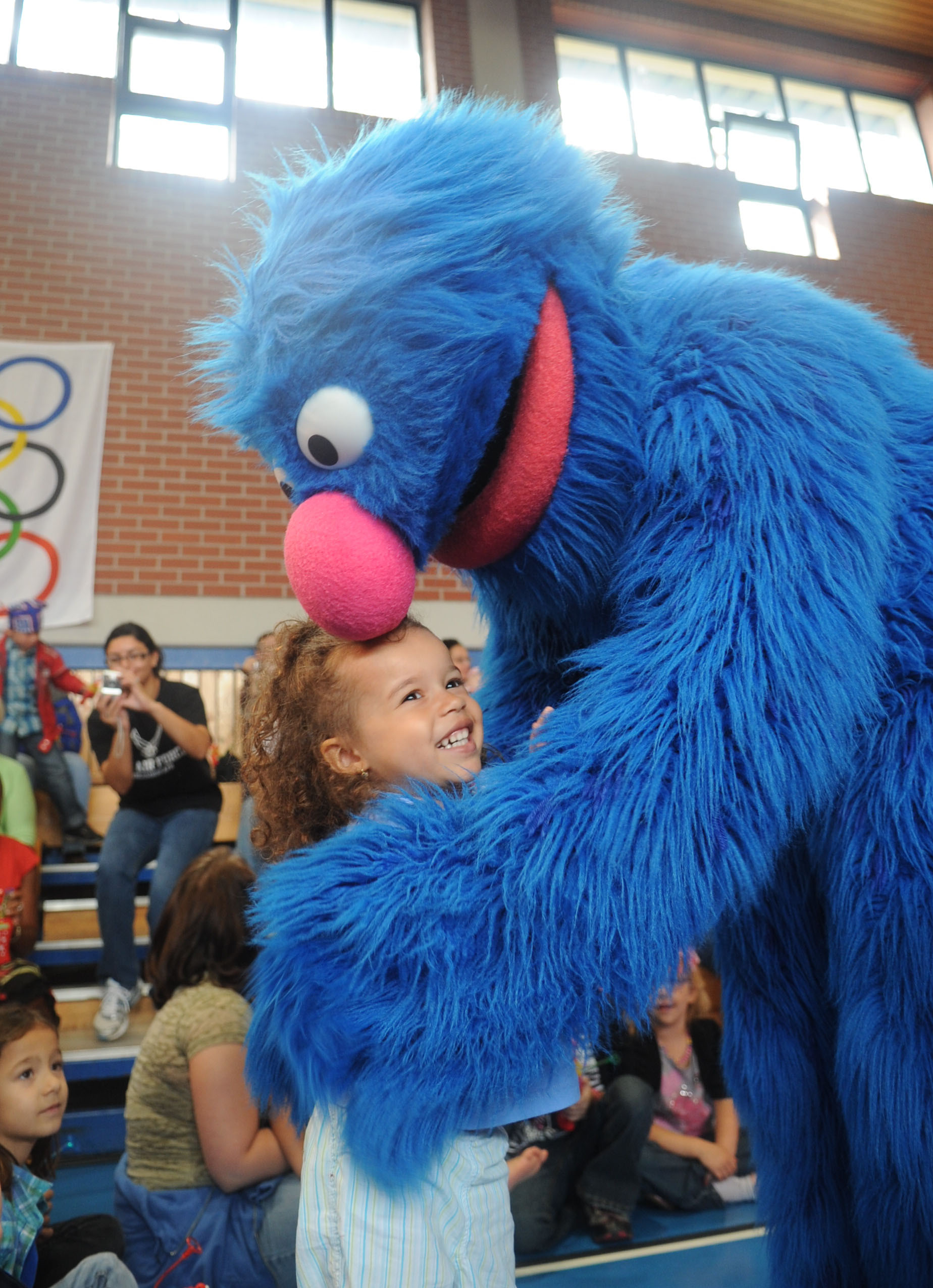 Elmo and friends stop by Ramstein > Ramstein Air Base > Article Display