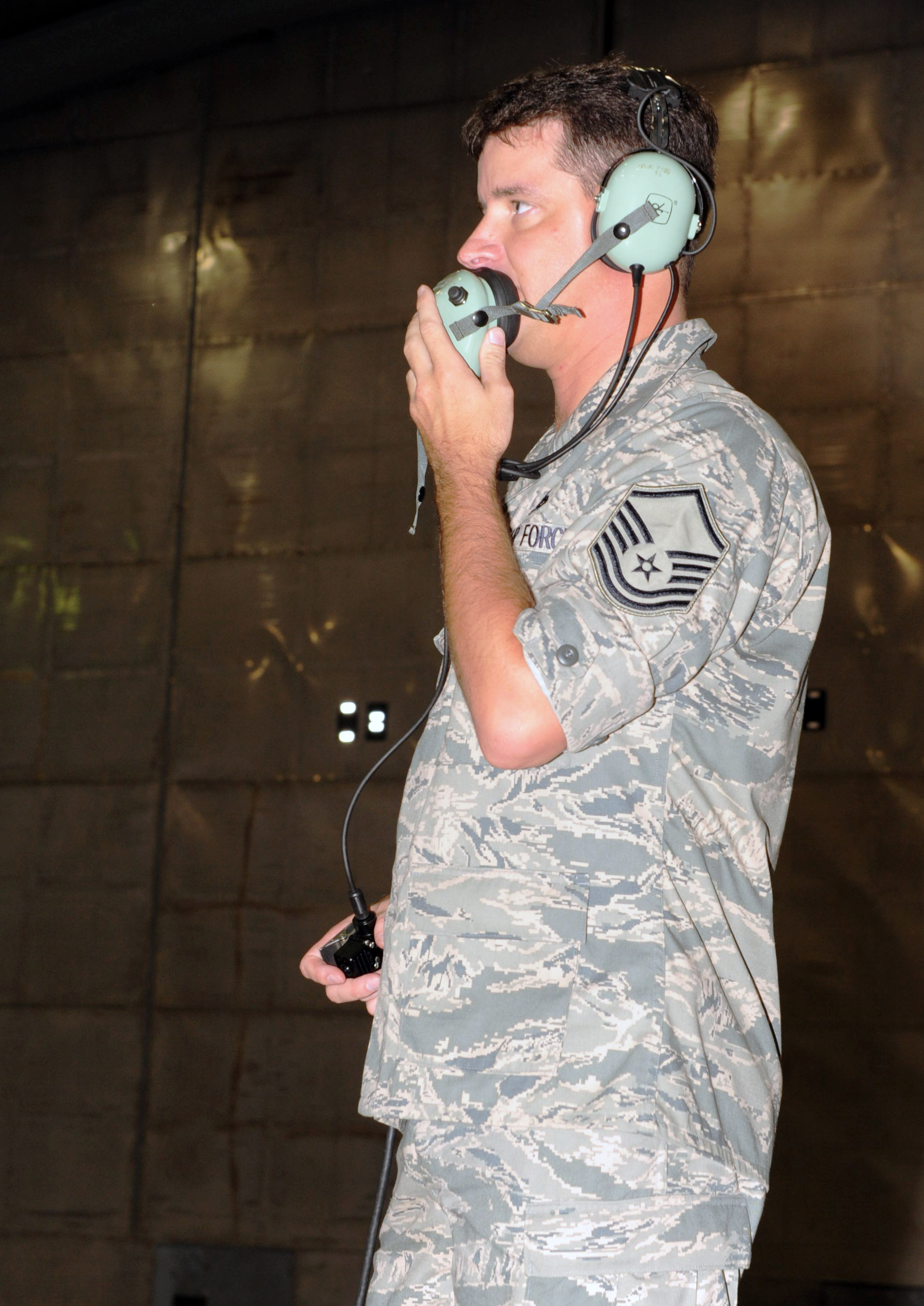 Sound of silence > Air Combat Command > Display
