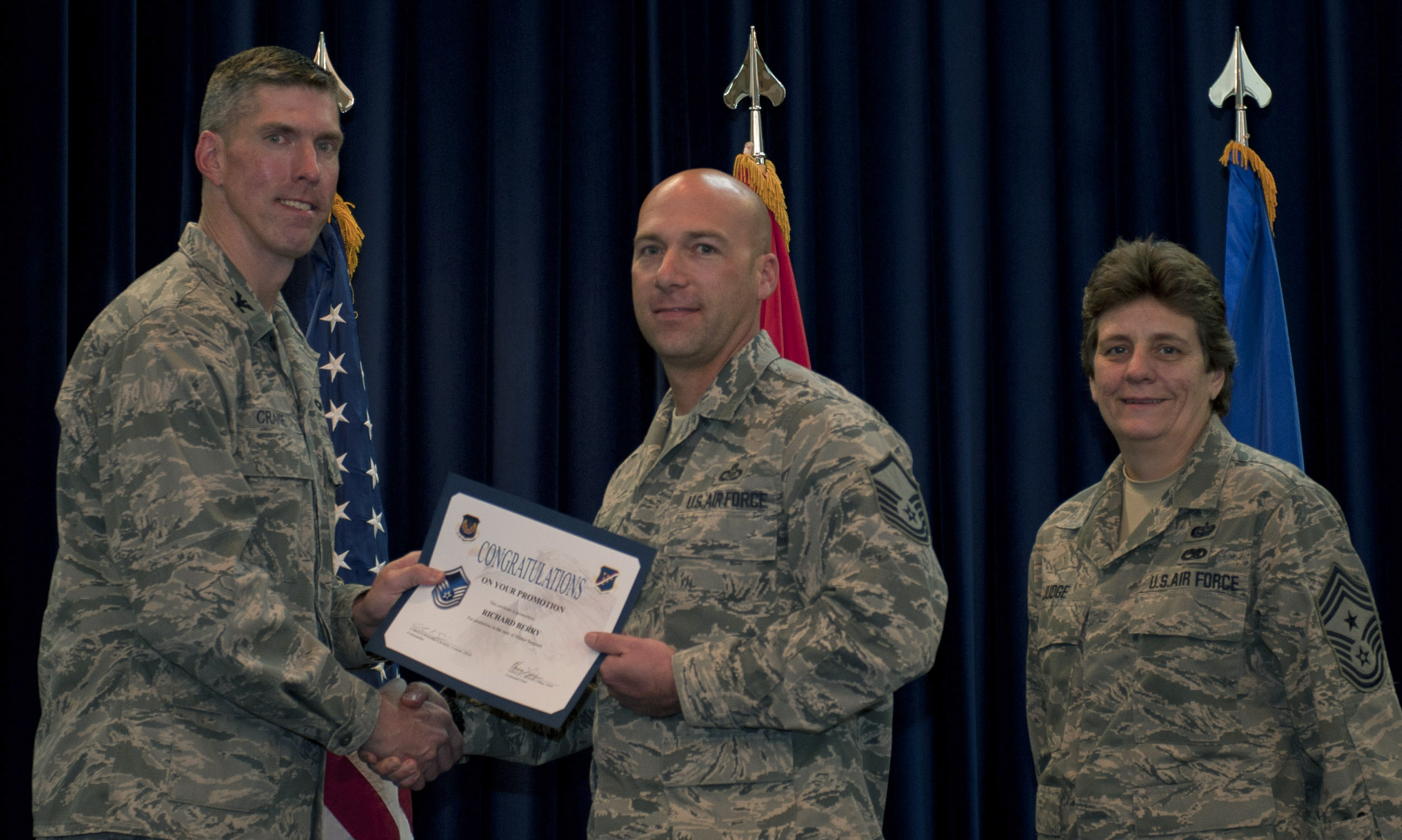 24 Airmen promoted at Incirlik > Incirlik Air Base > Article Display