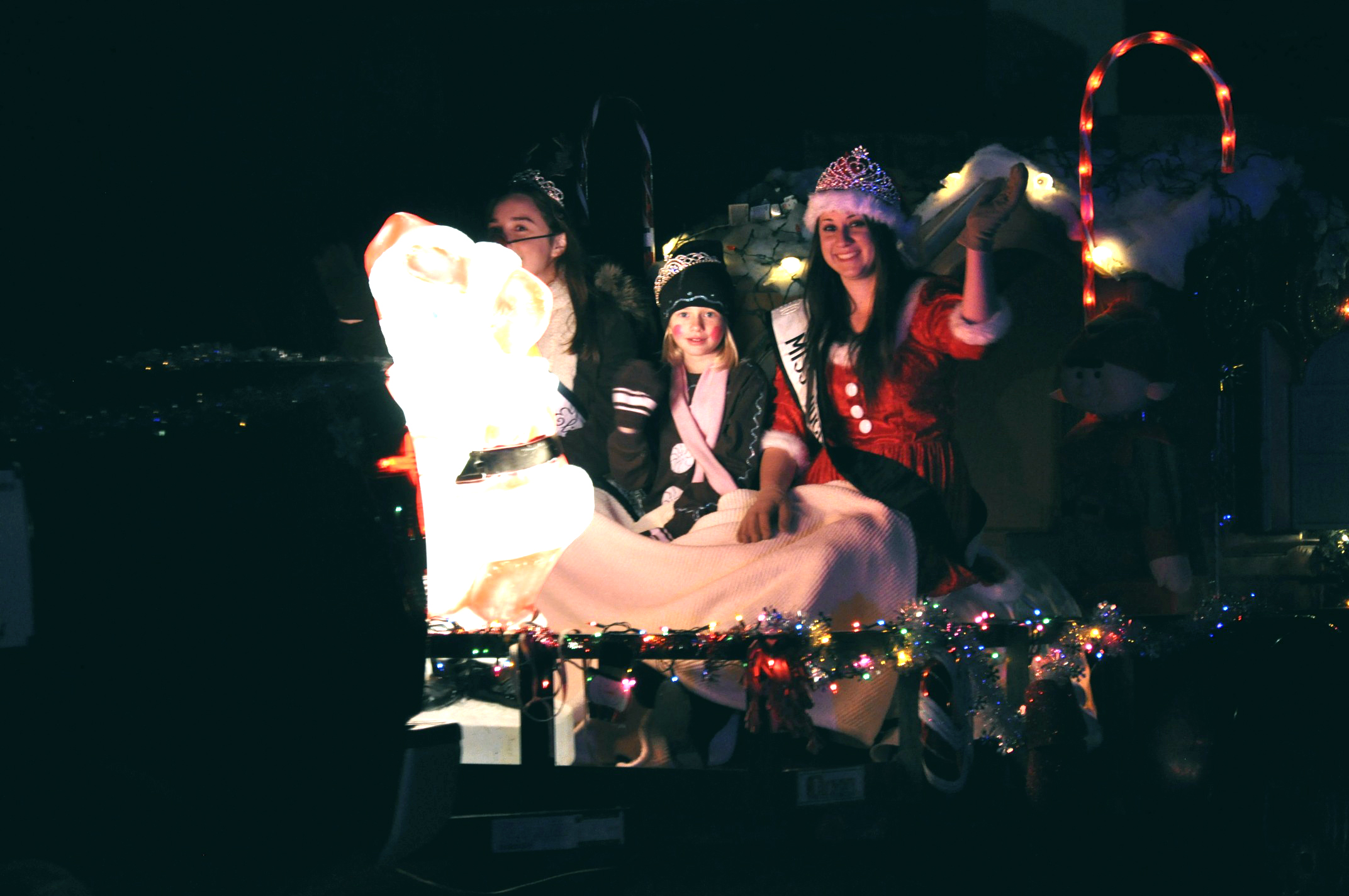 Team Edwards supports area holiday parades > Edwards Air Force Base ...