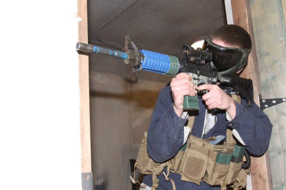 Pendleton Marine plays pivotal role for deploying units > Marine Corps ...