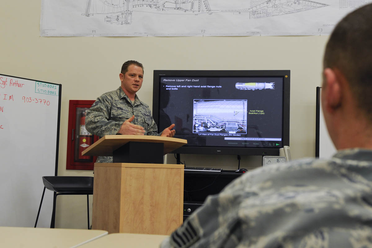 Field training division offers F-22 engine classes > Joint Base ...