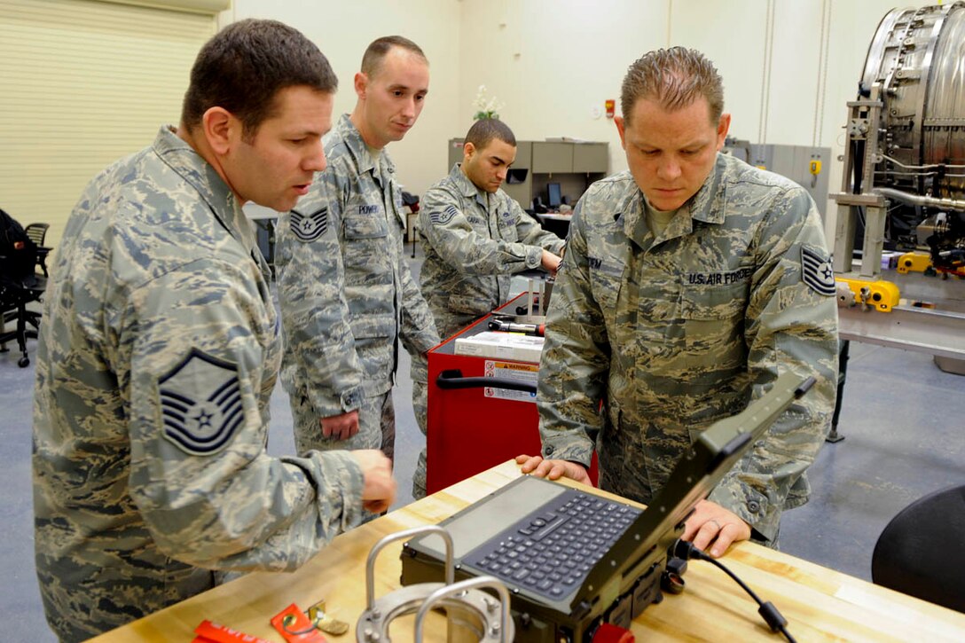 Field training division offers F-22 engine classes