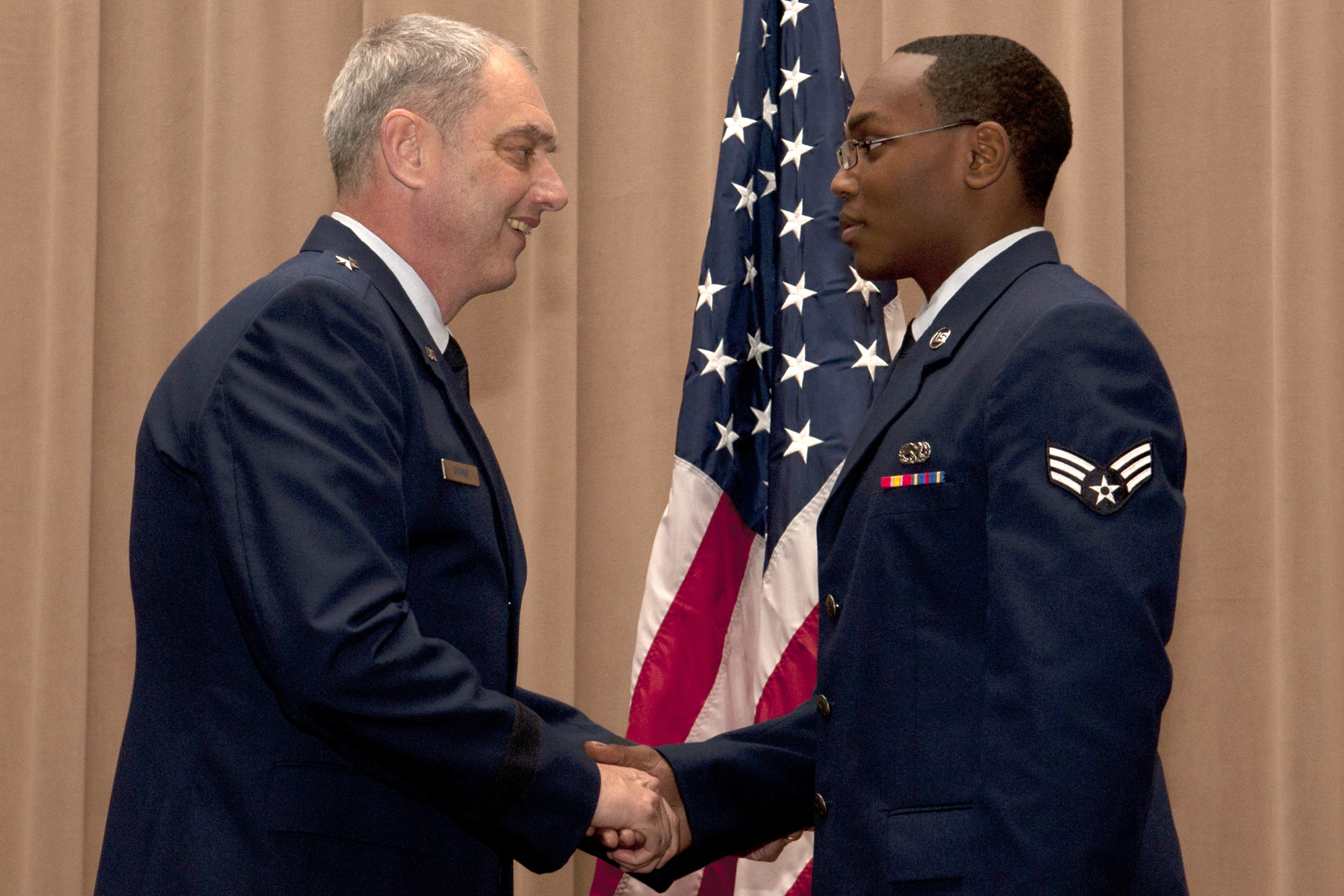 Deserving airmen recognized during Dec UTA > 307th Bomb Wing > Article ...