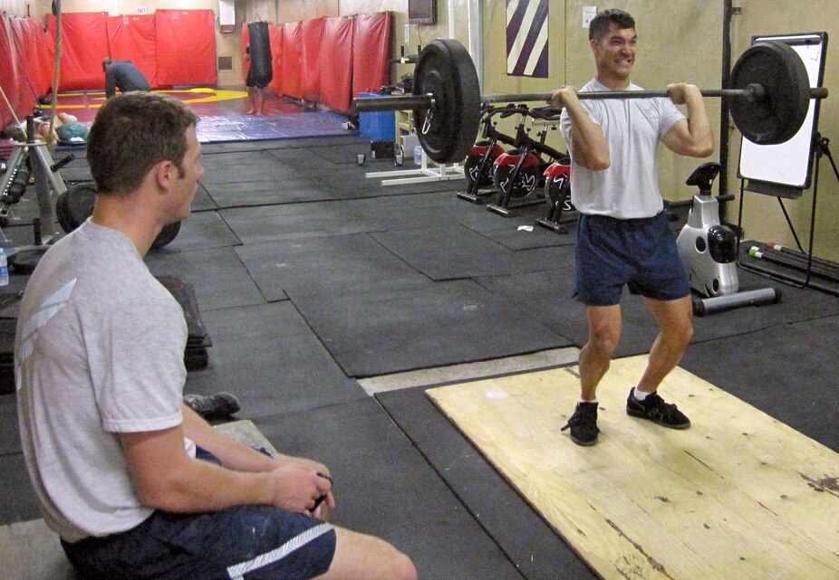 TACP specialists use CrossFit to stay in shape > United States Marine ...