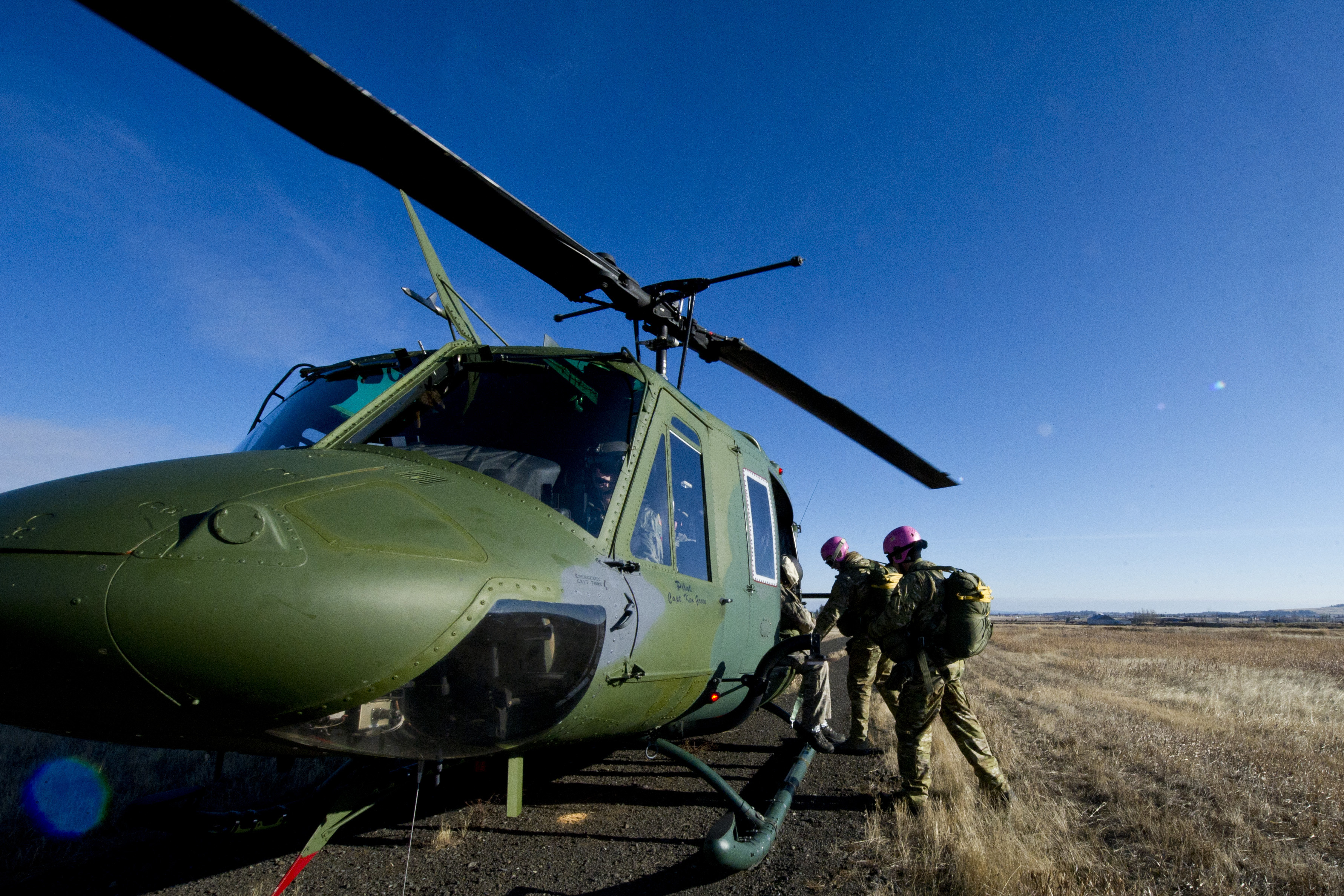 Photos: SERE jump training > Air Mobility Command > Article Display