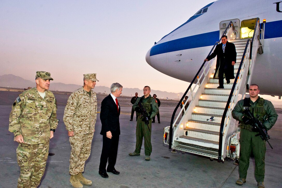 U.S. Defense Secretary Leon E. Panetta arrives in Kabul, Afghanistan ...