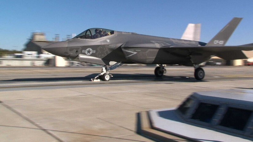 F-35C, EMALS demonstrate start of naval aviation’s next century > Joint ...