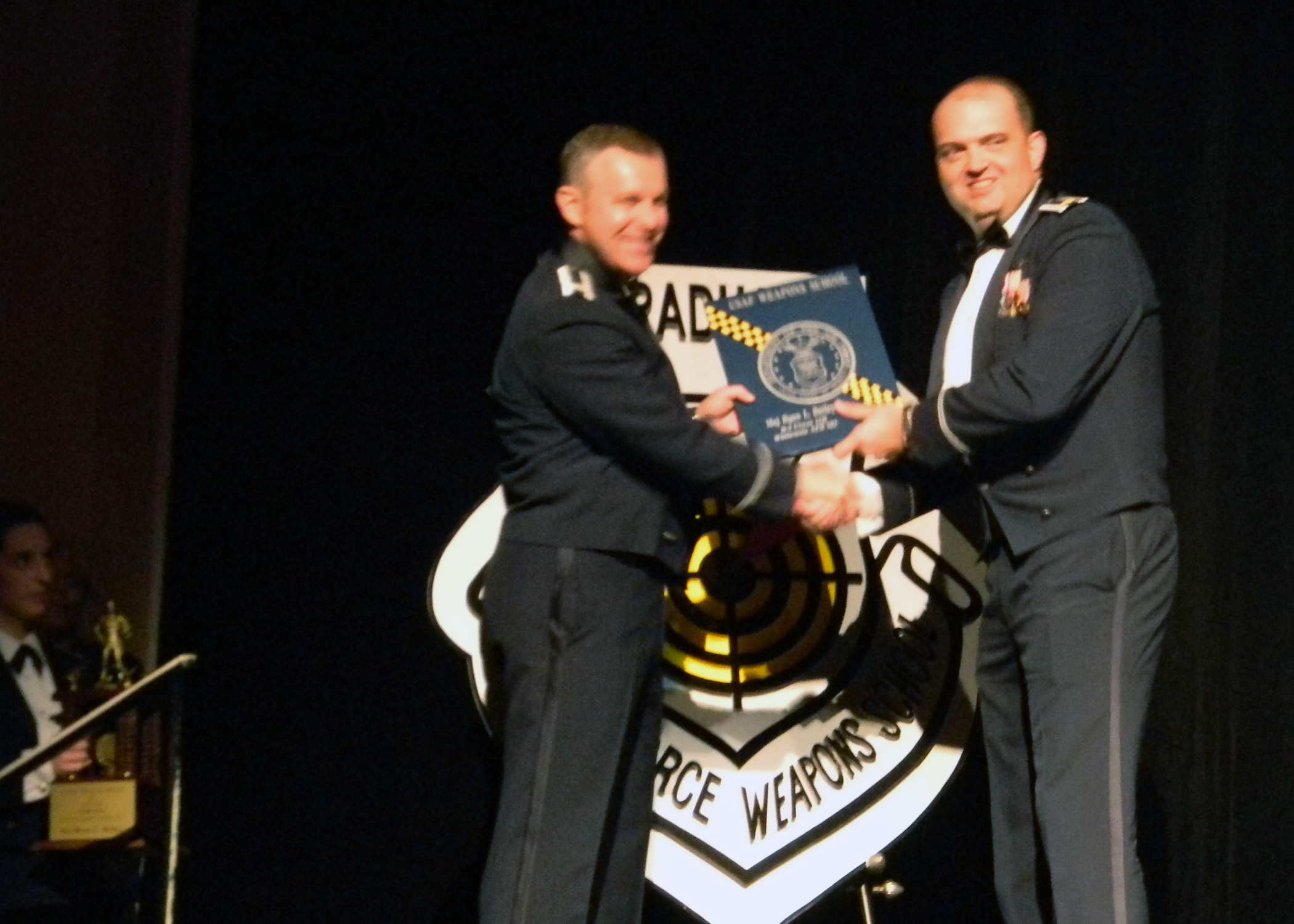 Missouri Air Guardsman achieves top academic award at U.S. Air Force ...