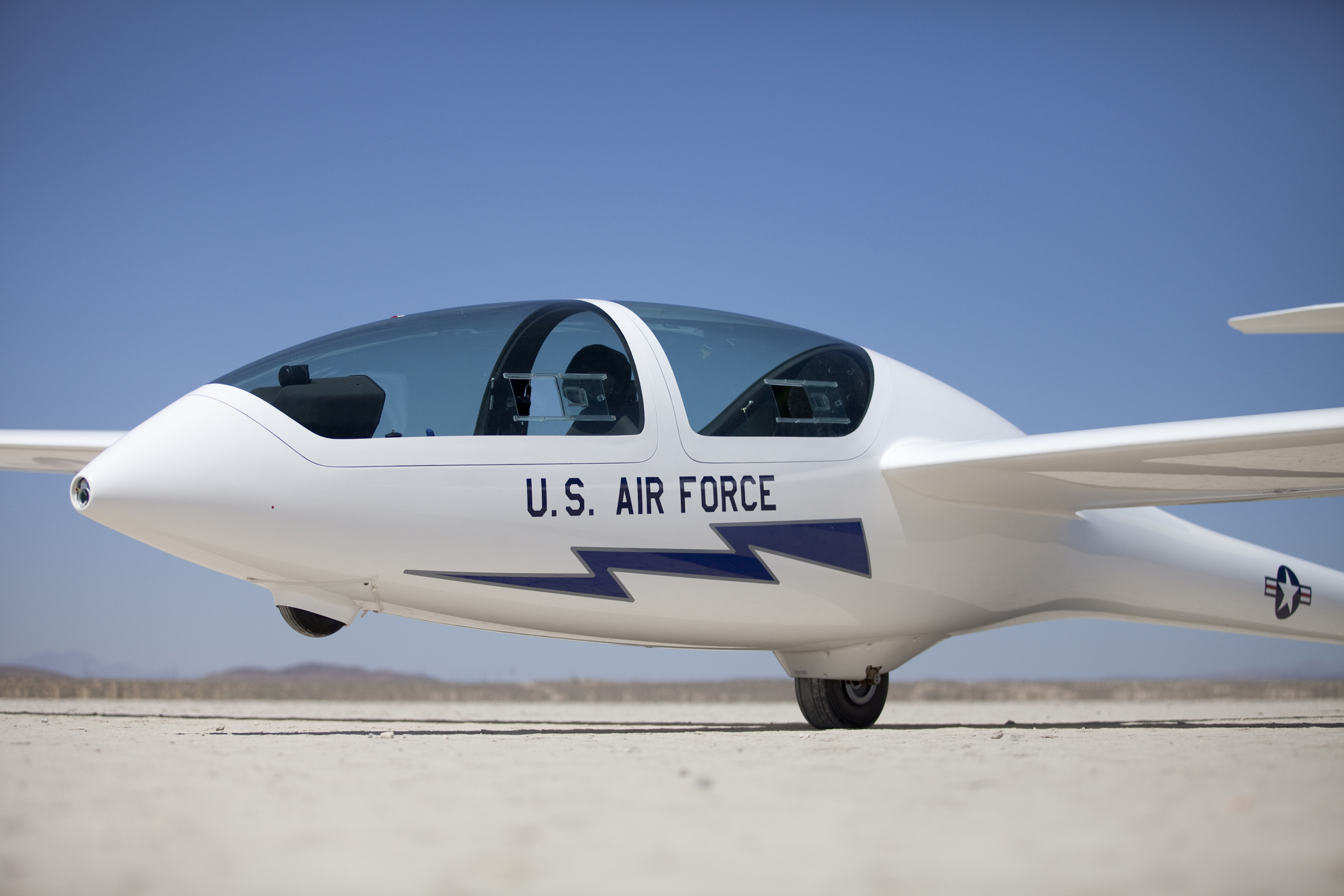 Flugzeugbau DG-1001 Glider