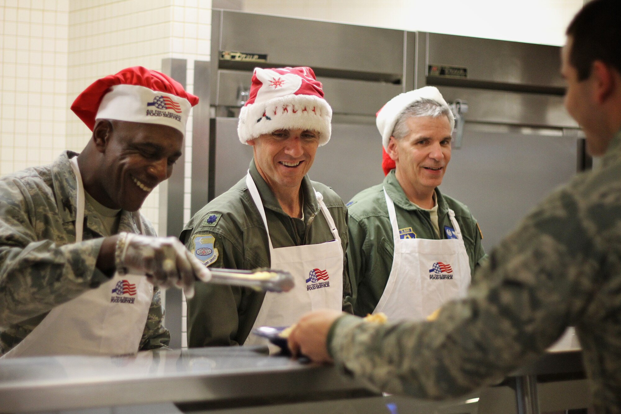 Cracked eggs and holiday cheer > 932nd Airlift Wing > Article Display