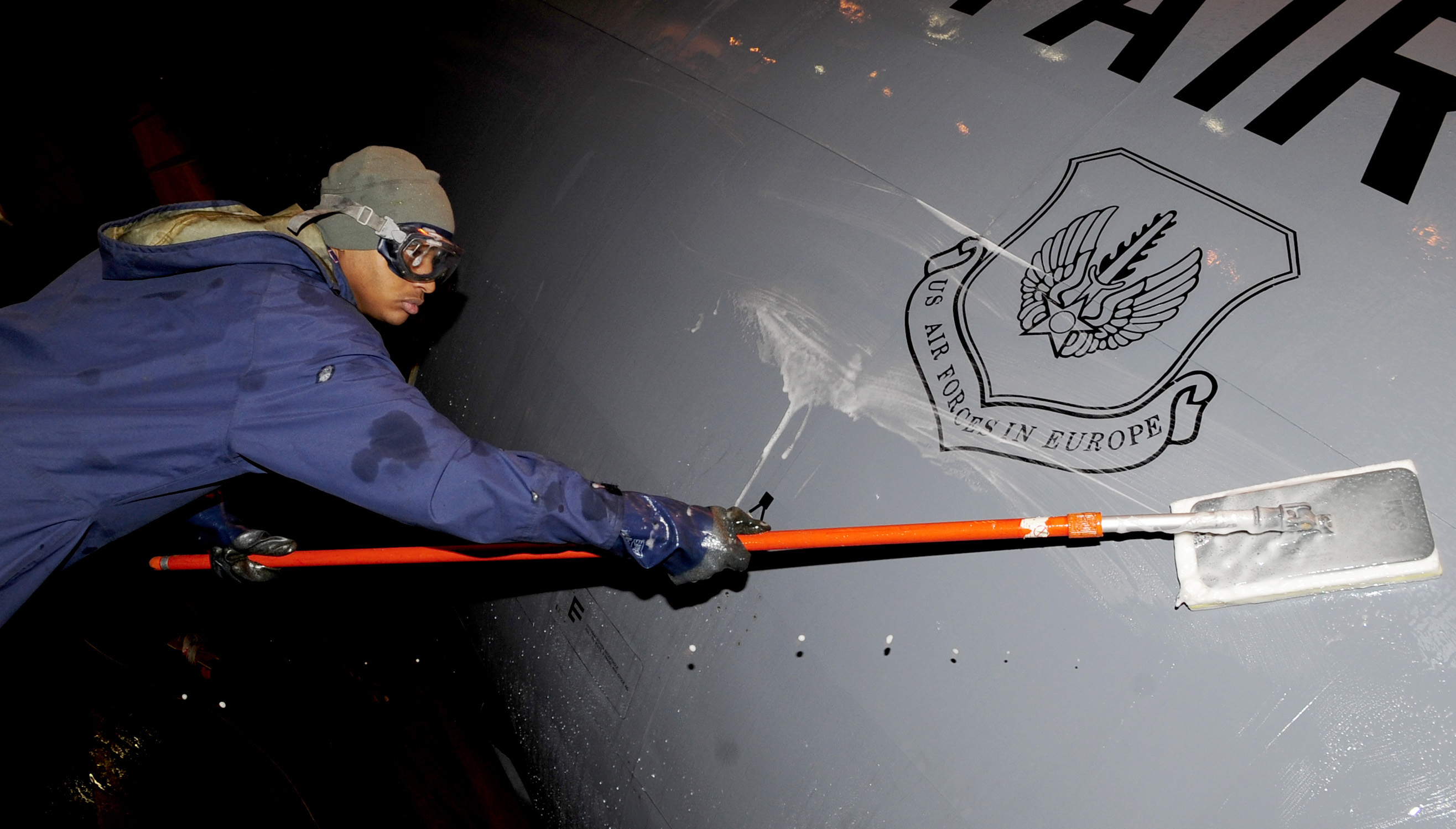 Prepared for a clean flight > Royal Air Force Mildenhall > RAF ...