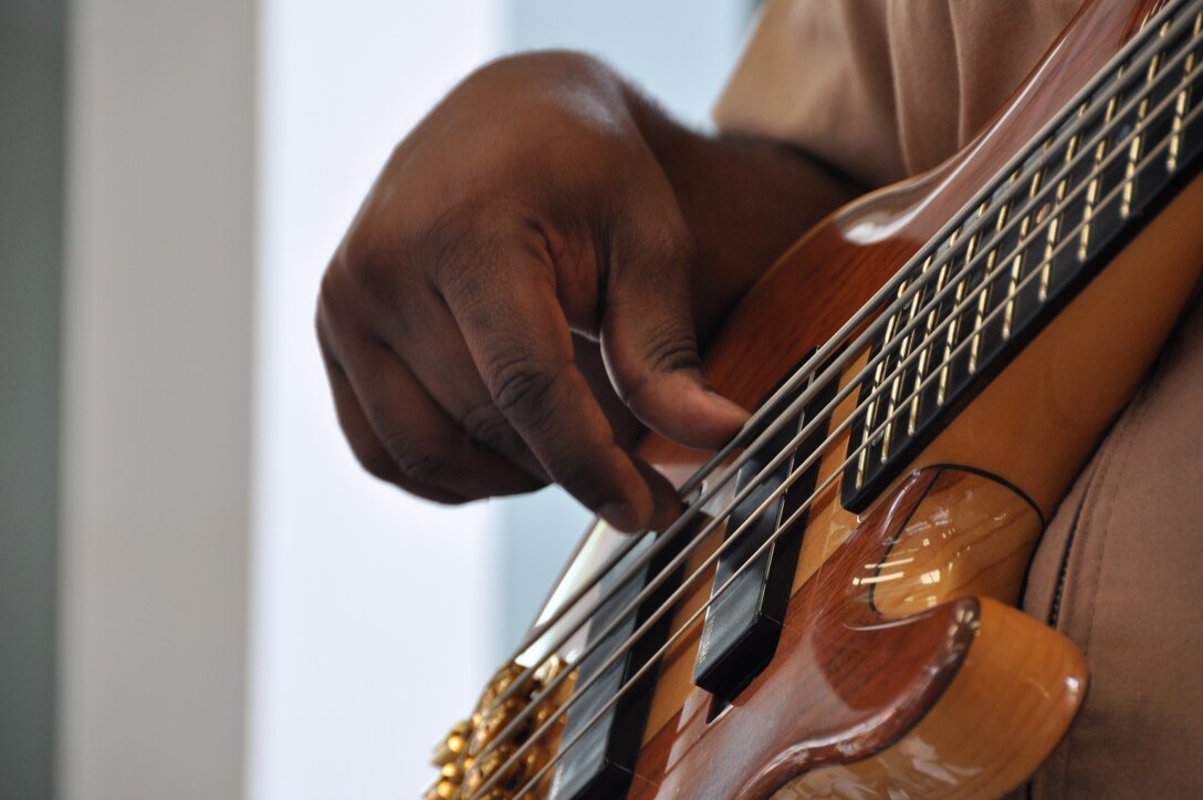 TSgt Terry Grace performs with Hana Hou
