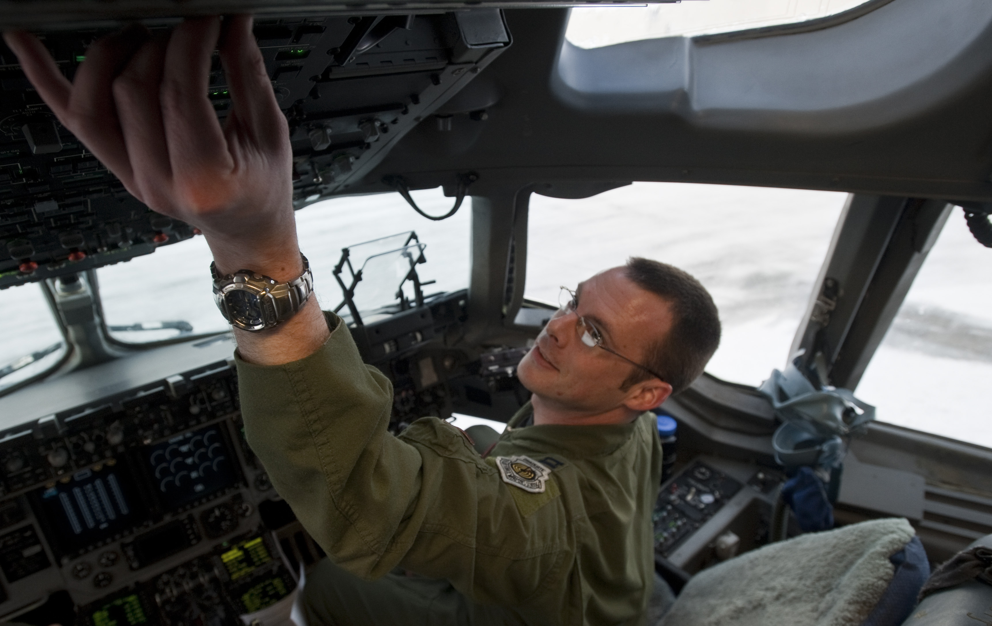 Pilot named best in PACAF > Pacific Air Forces > Article Display