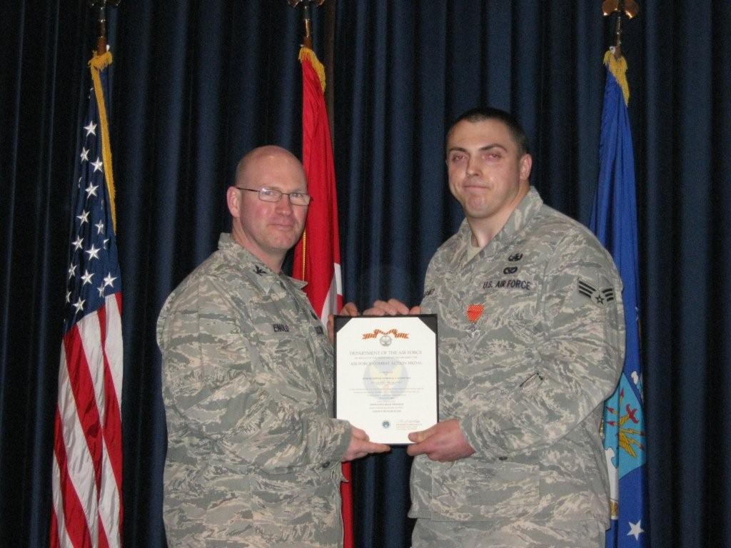 Incirlik Airman receives combat action medal > Incirlik Air Base ...
