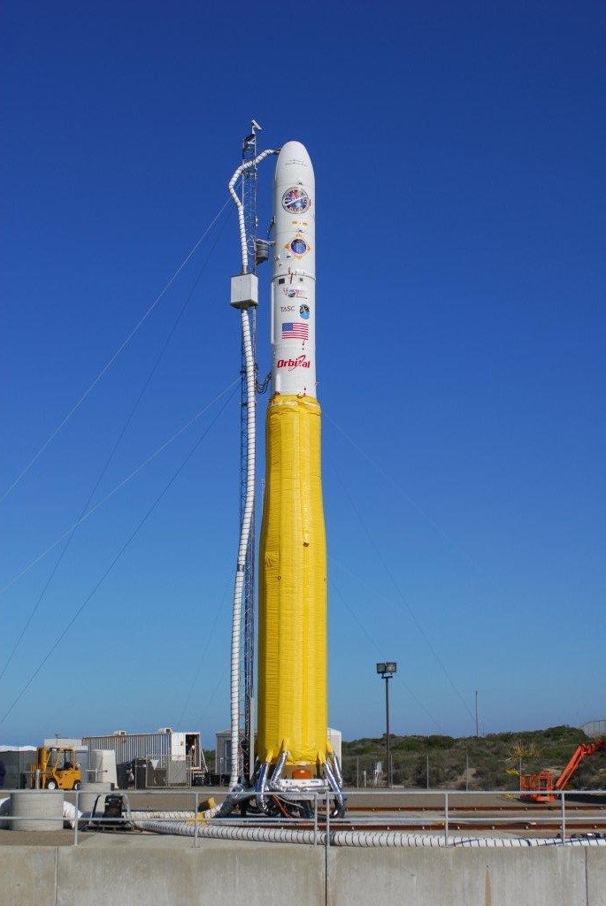 Vandenberg launches Minotaur I