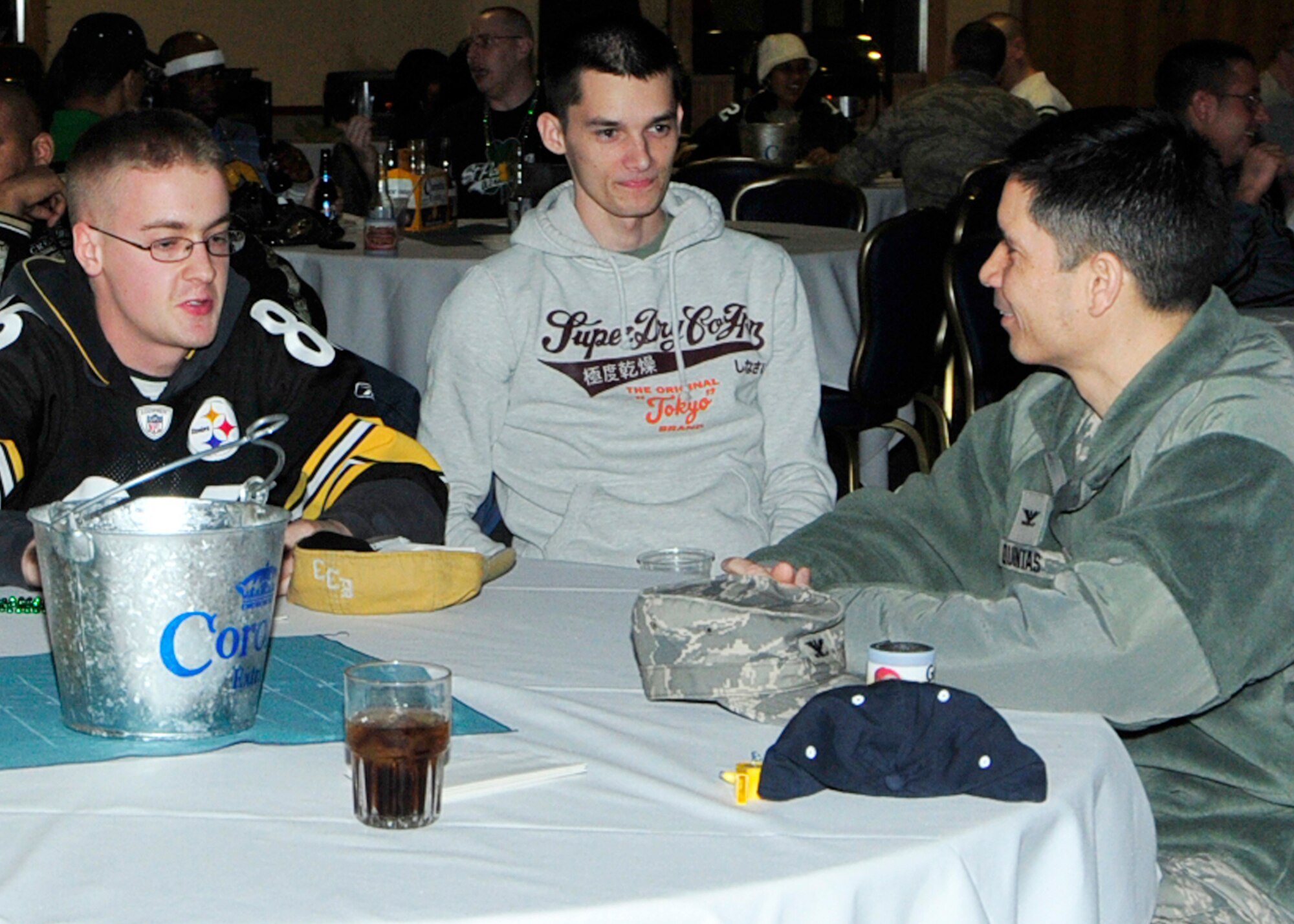 Liberty Club hosts Super Bowl Bash > Royal Air Force Lakenheath ...