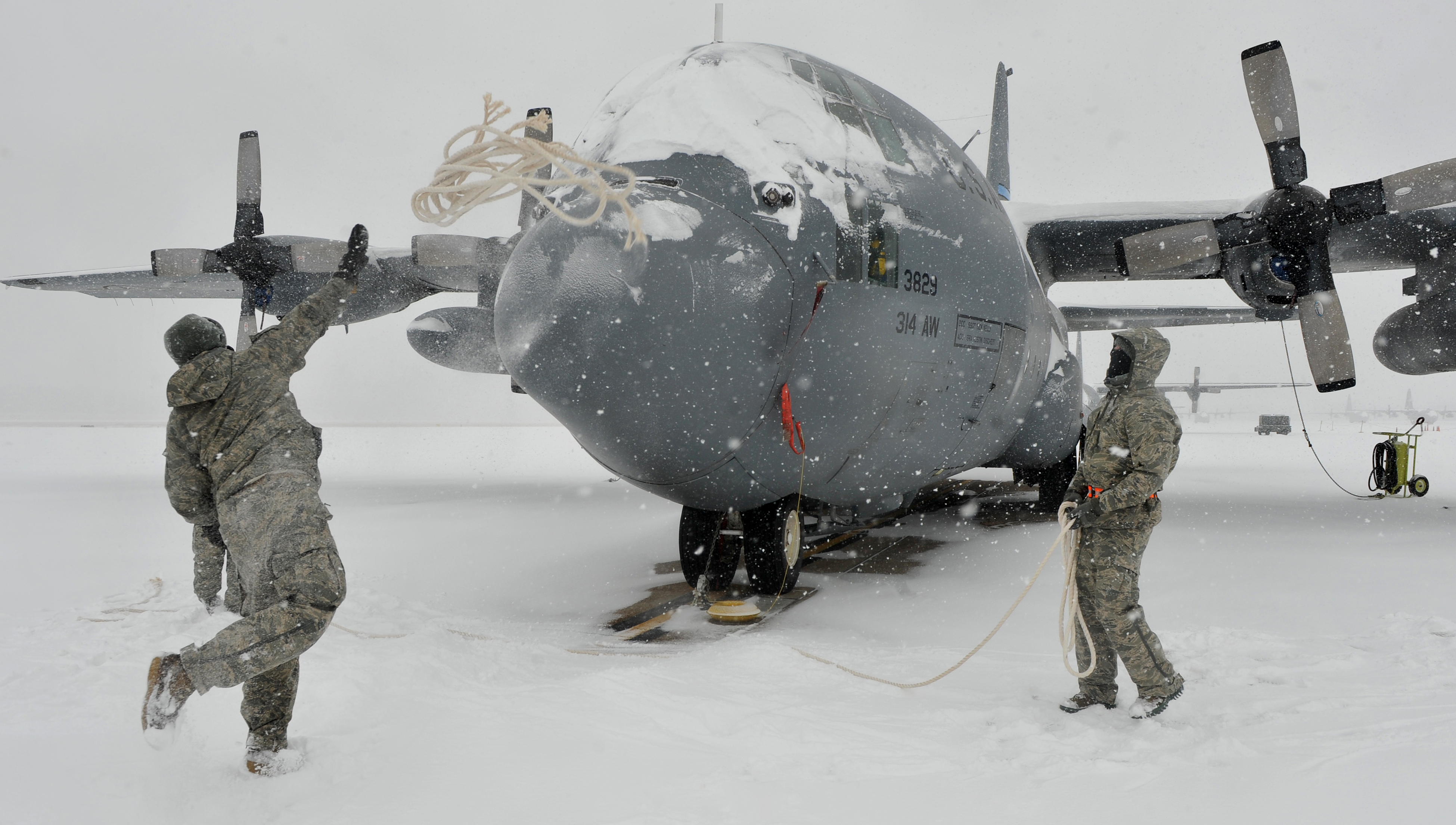 Snow falls on Little Rock > Little Rock Air Force Base > Display