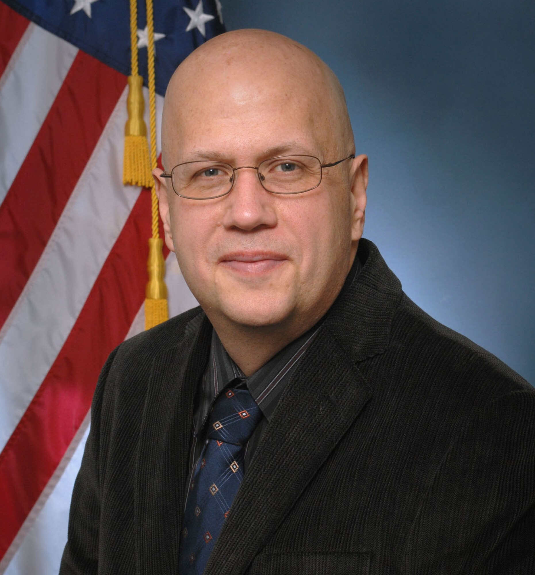 DR. MICHAEL C. WICKS > Air Force > Biography Display