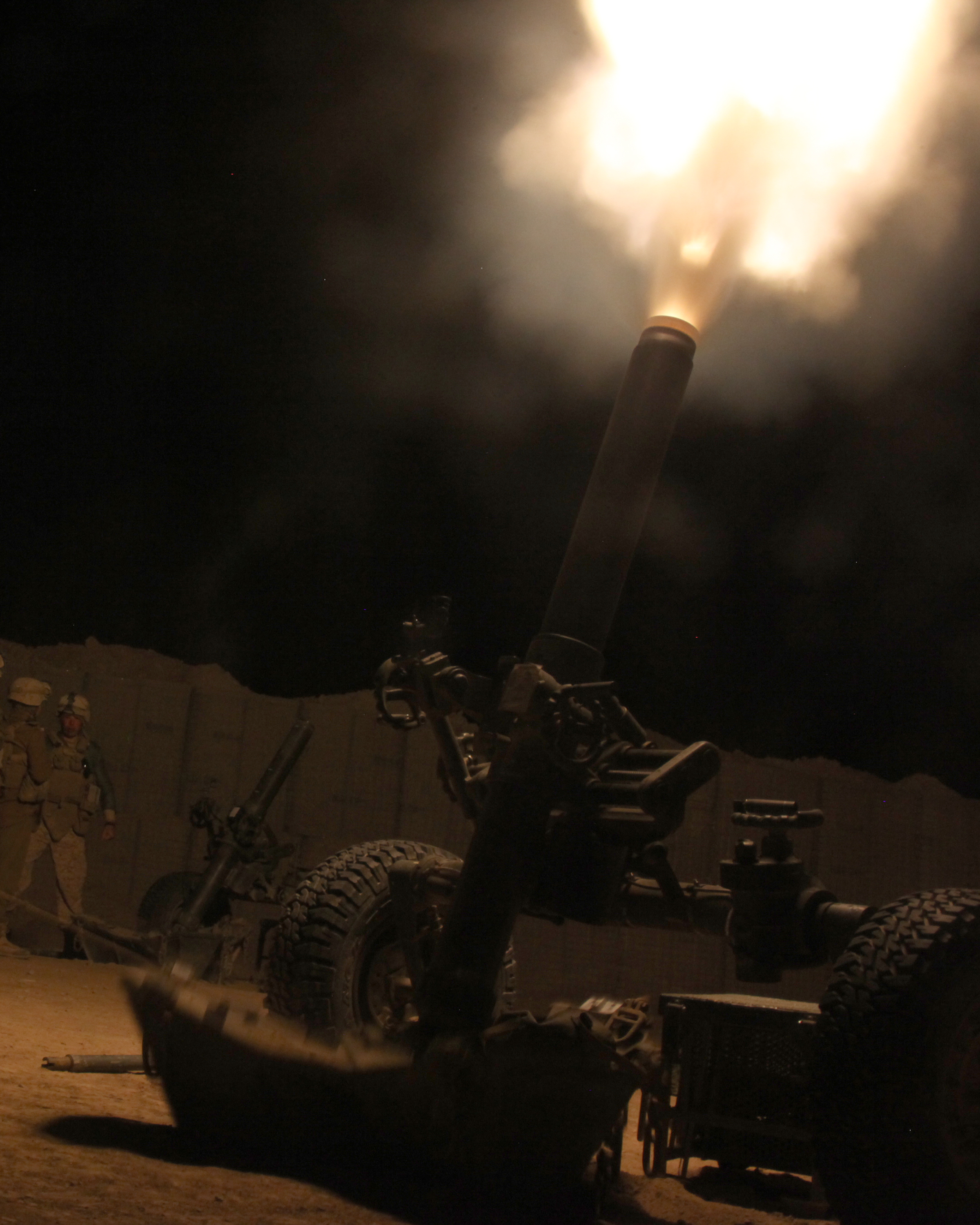 Mortar system goes to war, fires first combat rounds > 26th Marine ...