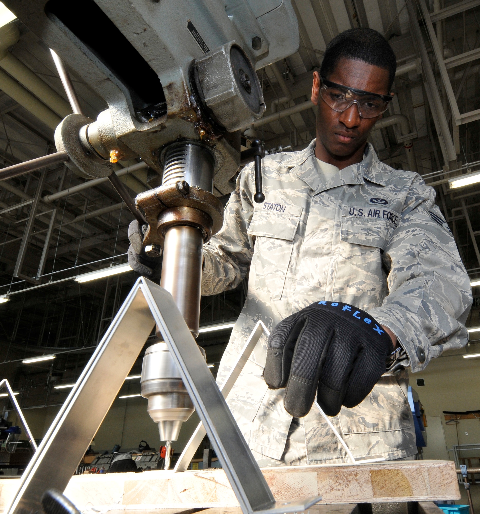 CES shapers of the steel > Misawa Air Base > Article Display