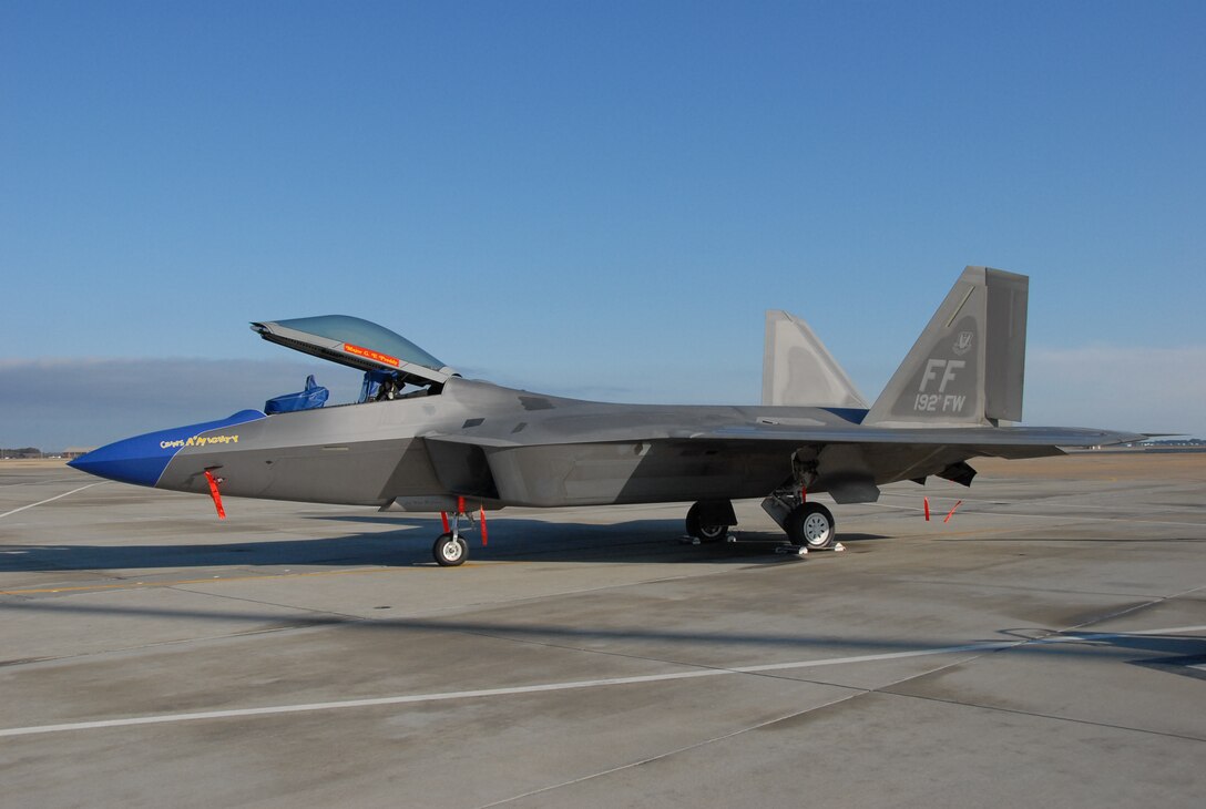 Nose is Blue on F-22