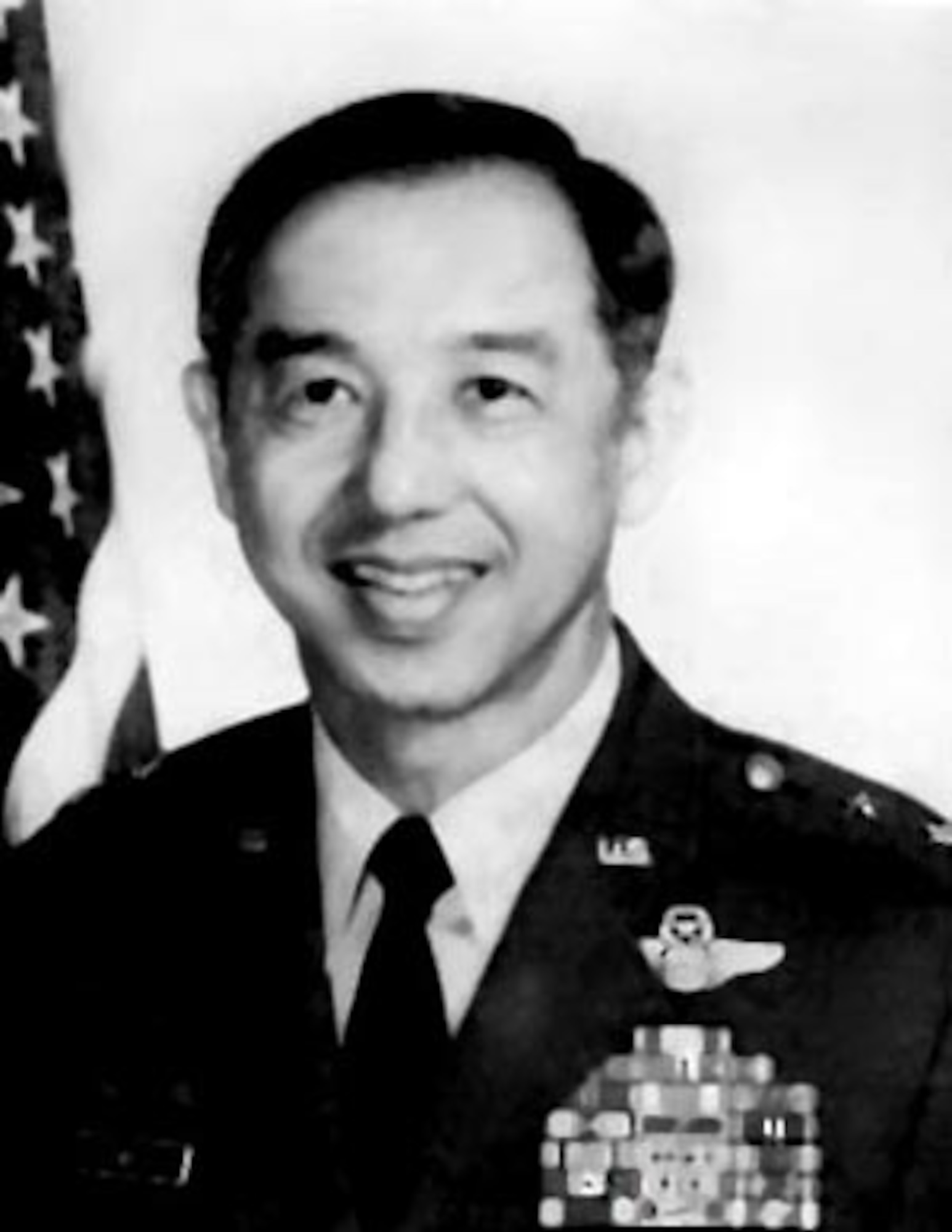 MAJOR GENERAL DEWEY K.K. LOWE > Air Force > Biography Display