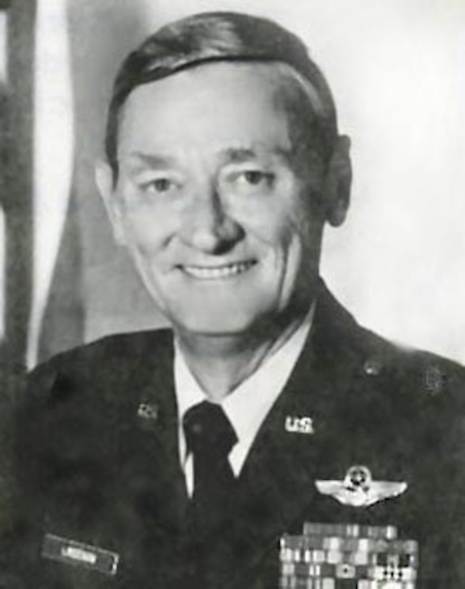 BRIGADIER GENERAL WILLIAM E. LINDEMAN > Air Force > Biography Display