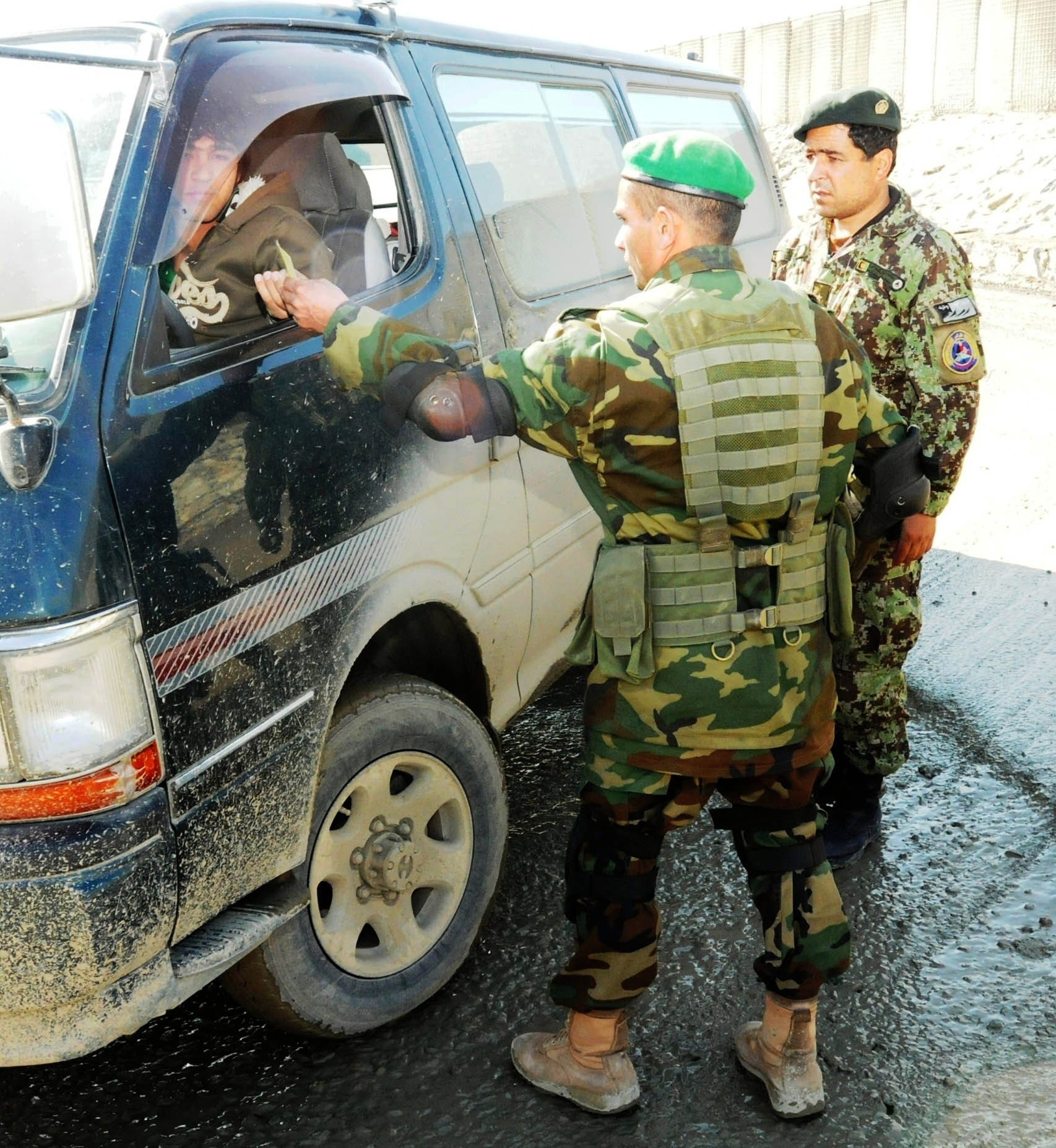 AAF learn fundamentals of entry control procedures > U.S. Air Forces ...