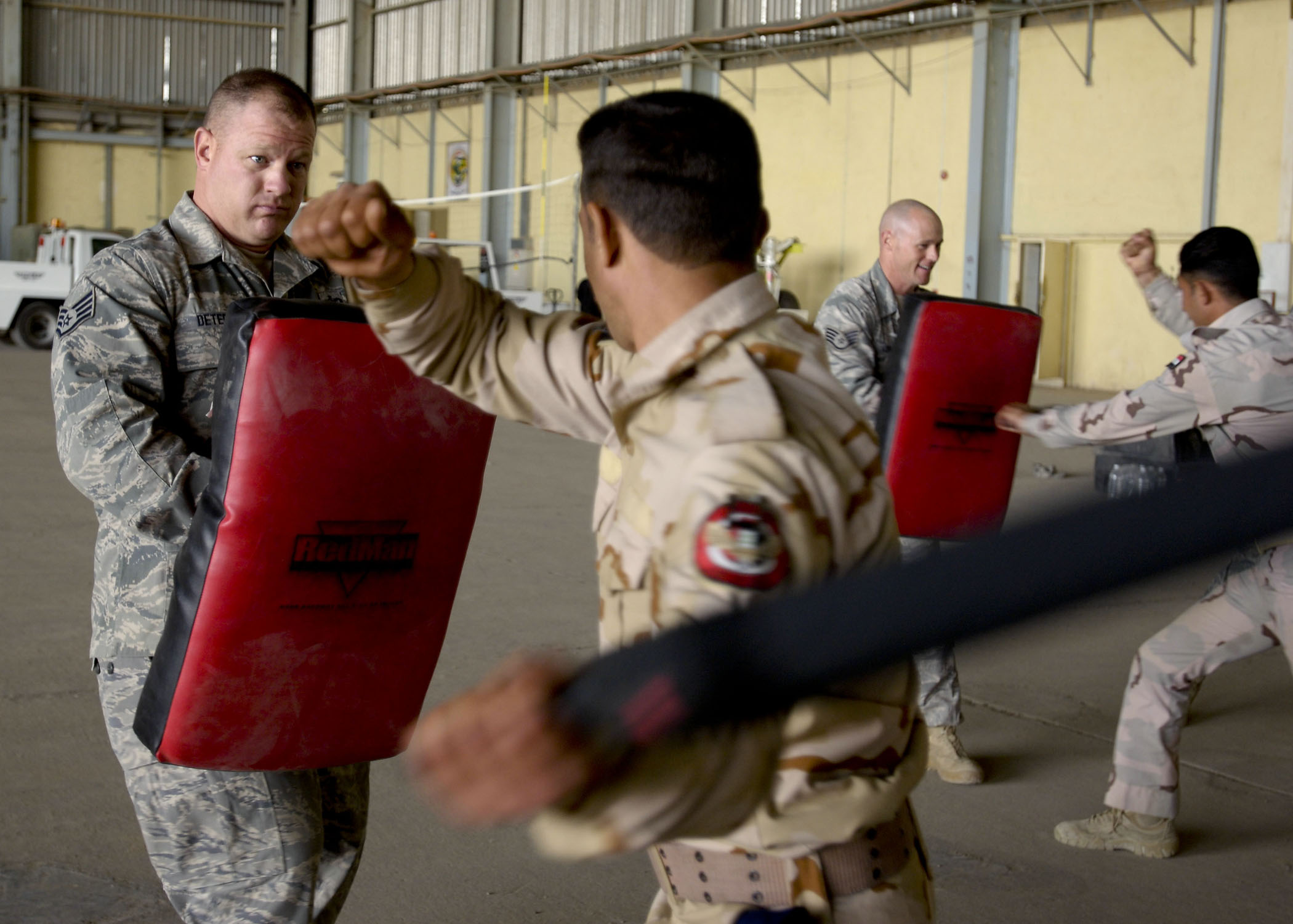Security forces advisers provide advanced training for Iraqi airmen ...