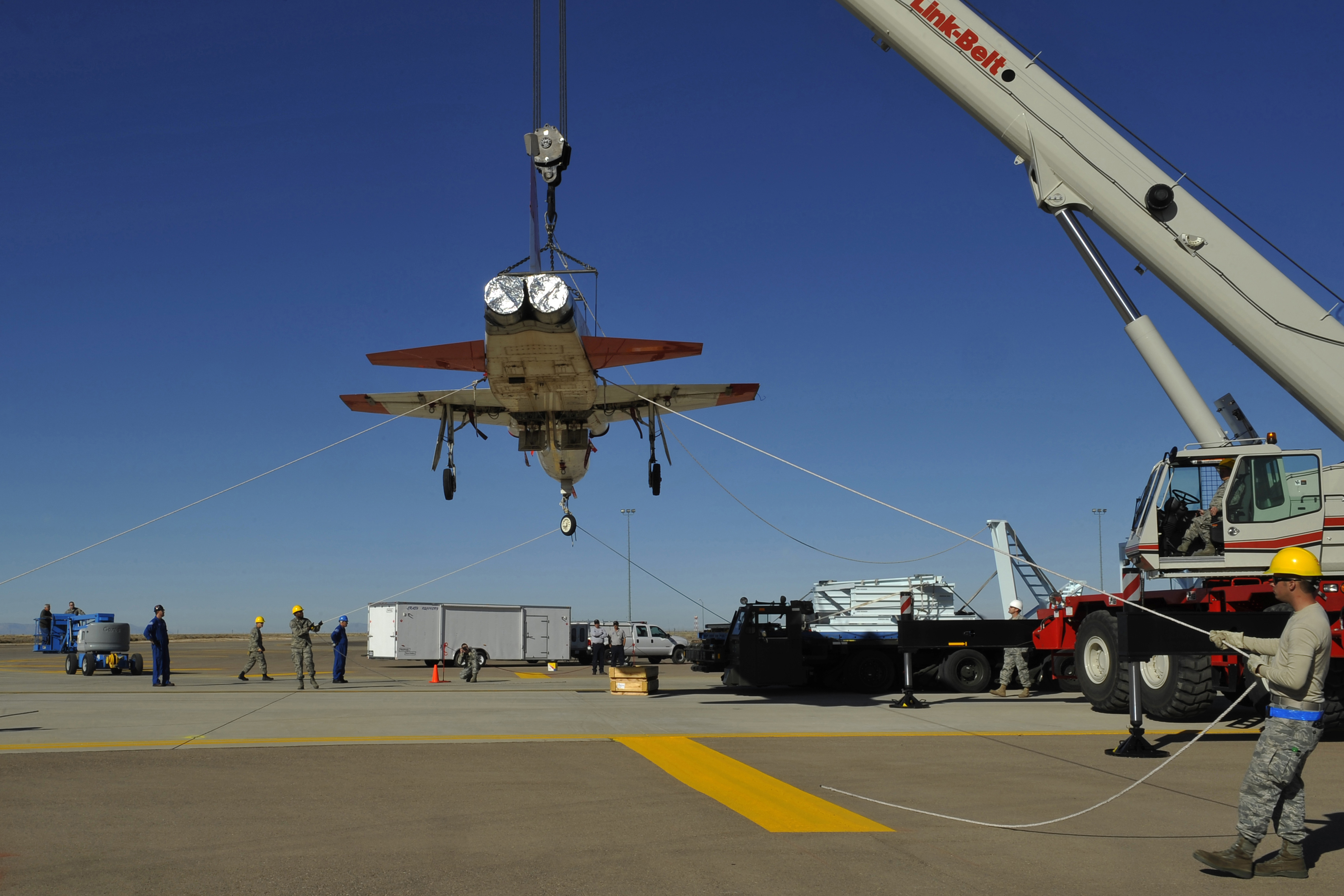 Holloman to provide 5th generation fighter support > Holloman Air Force ...