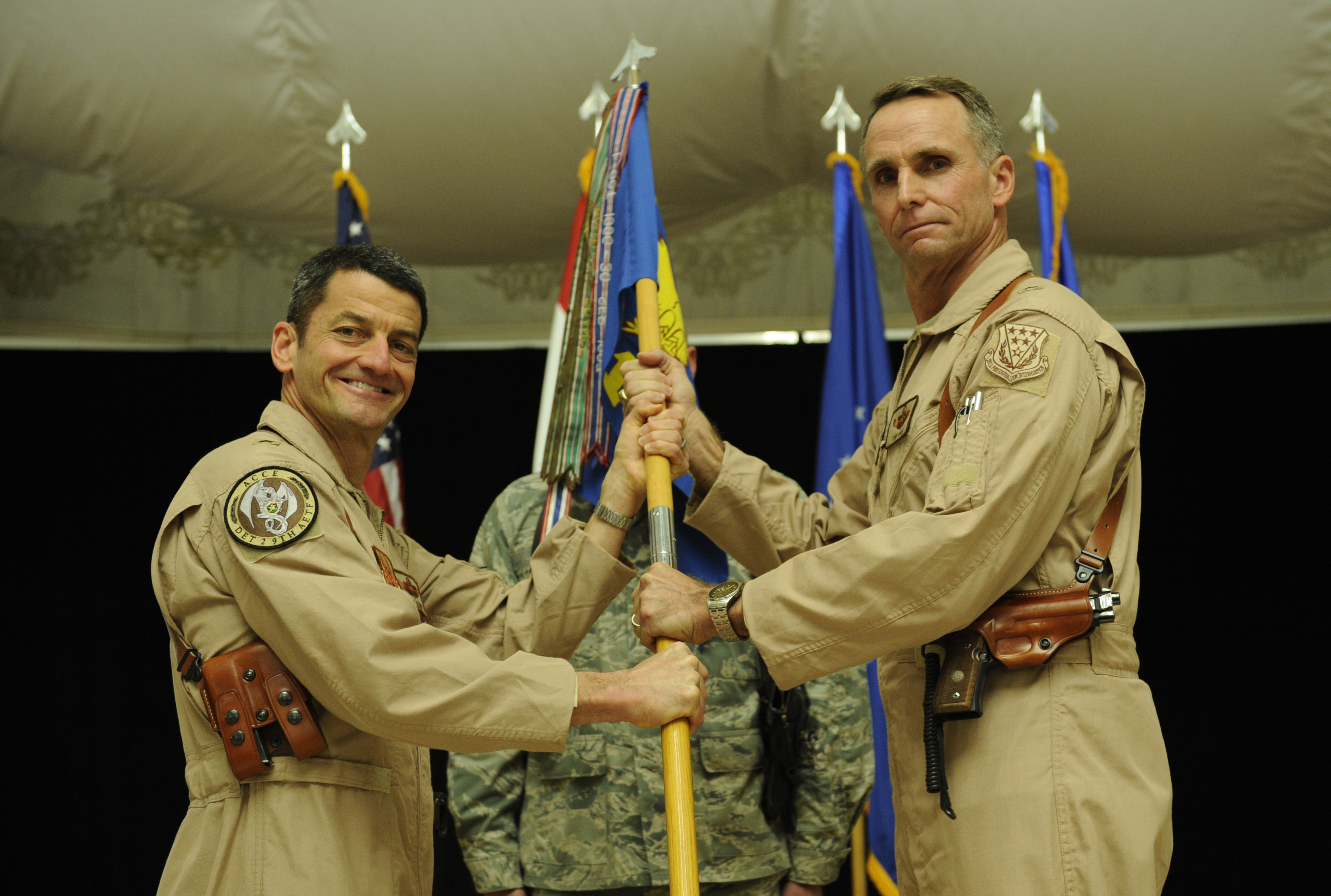 New commander switches gears from U.S. to Iraqi training mission > U.S ...