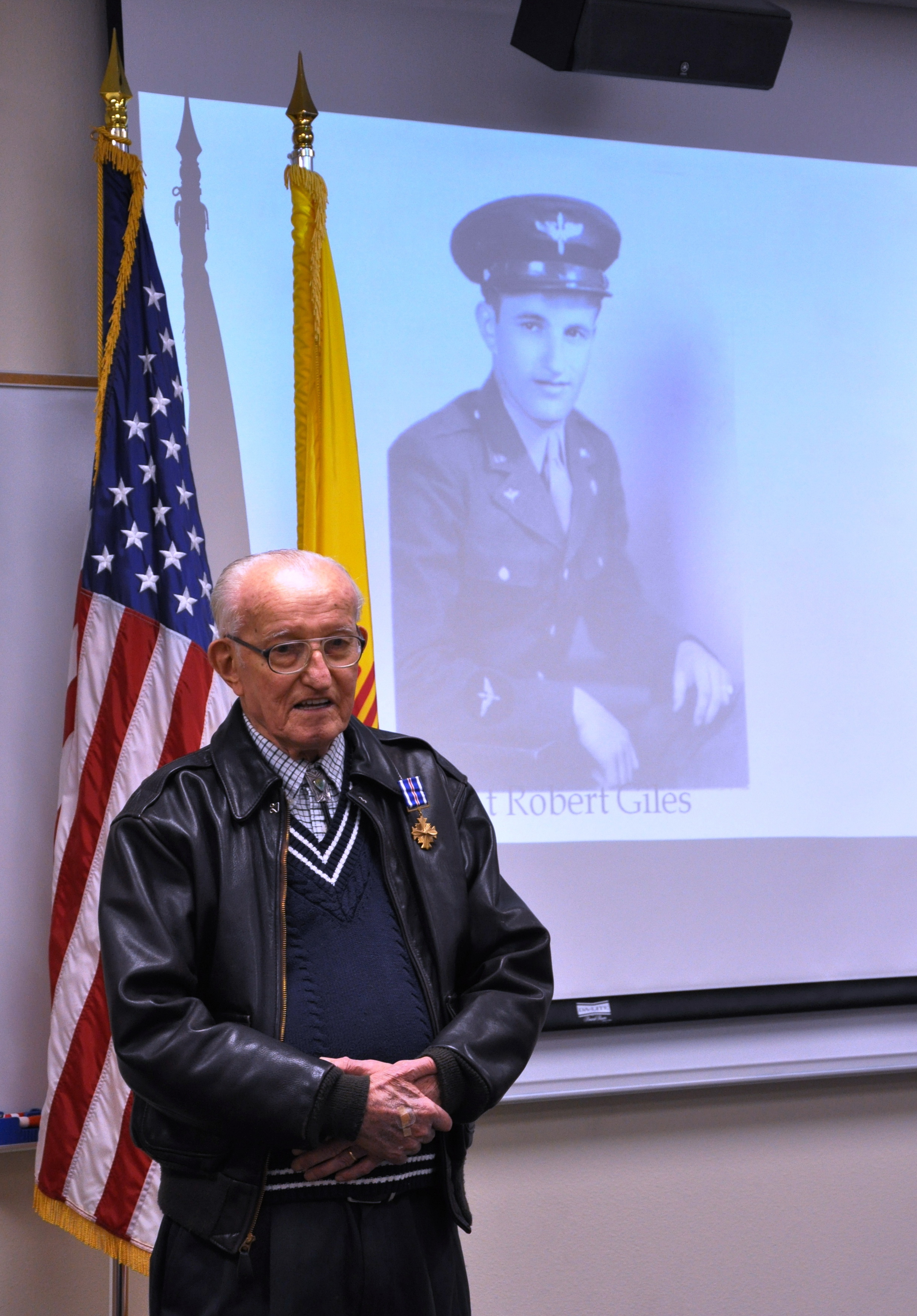 WWII veteran receives Distinguished Flying Cross