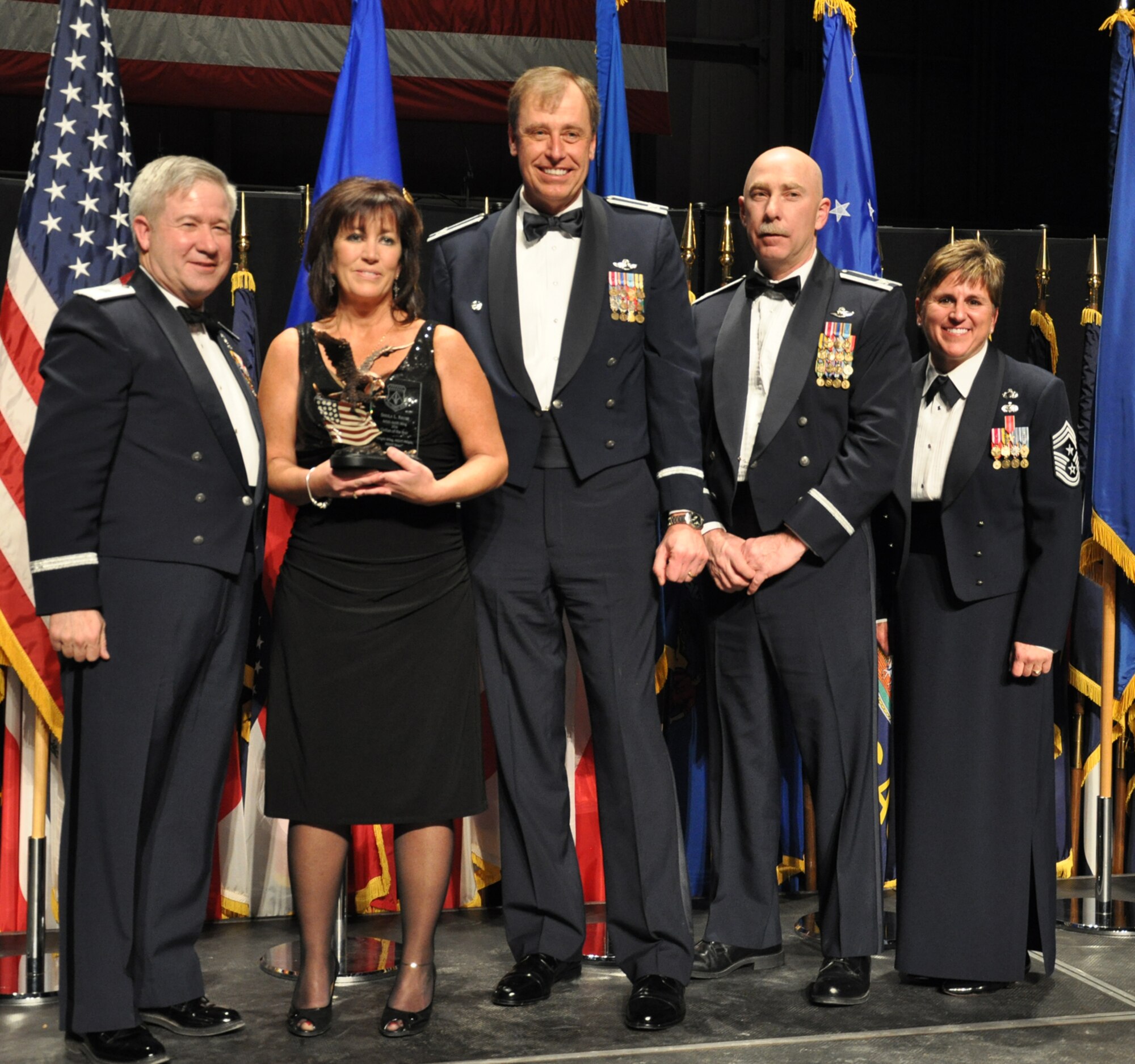 445th Airlift Wing Civilian of the Year > 445th Airlift Wing > Article ...
