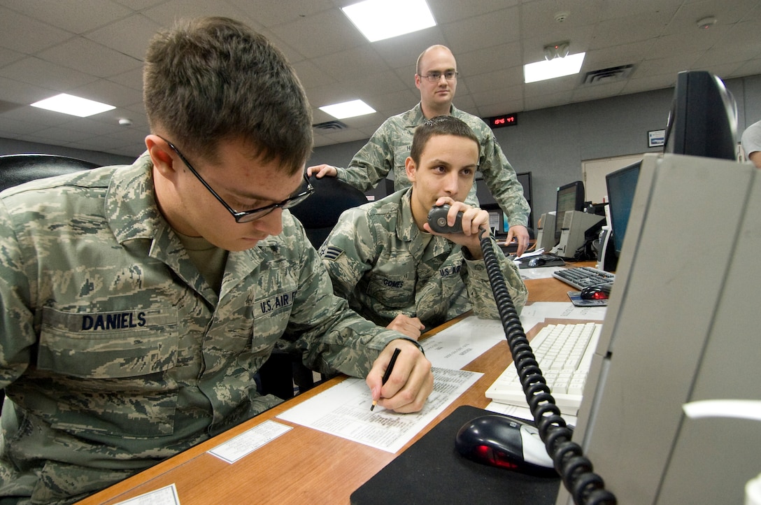 89 CS keep lines of communication open