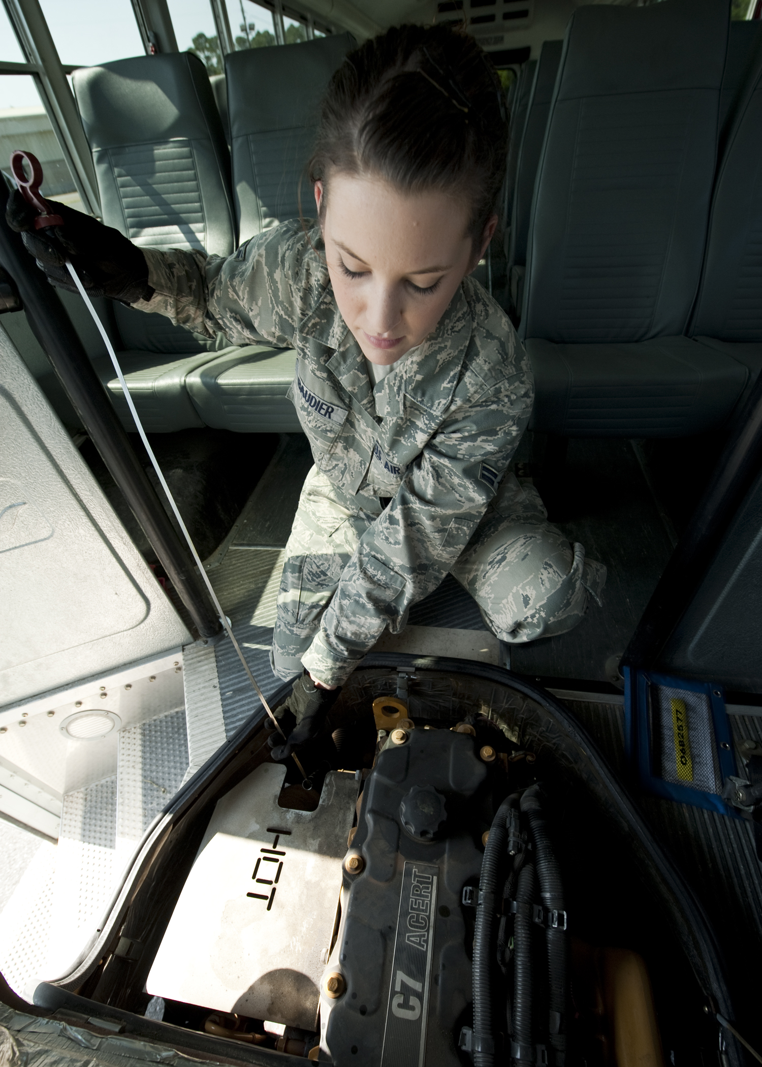 Vehicle operations keeps Eglin moving > Eglin Air Force Base > Article ...
