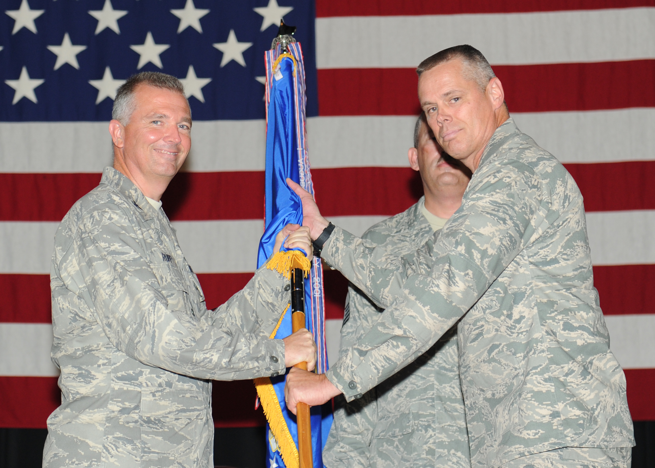 22nd MDG welcomes new commander > McConnell Air Force Base > News